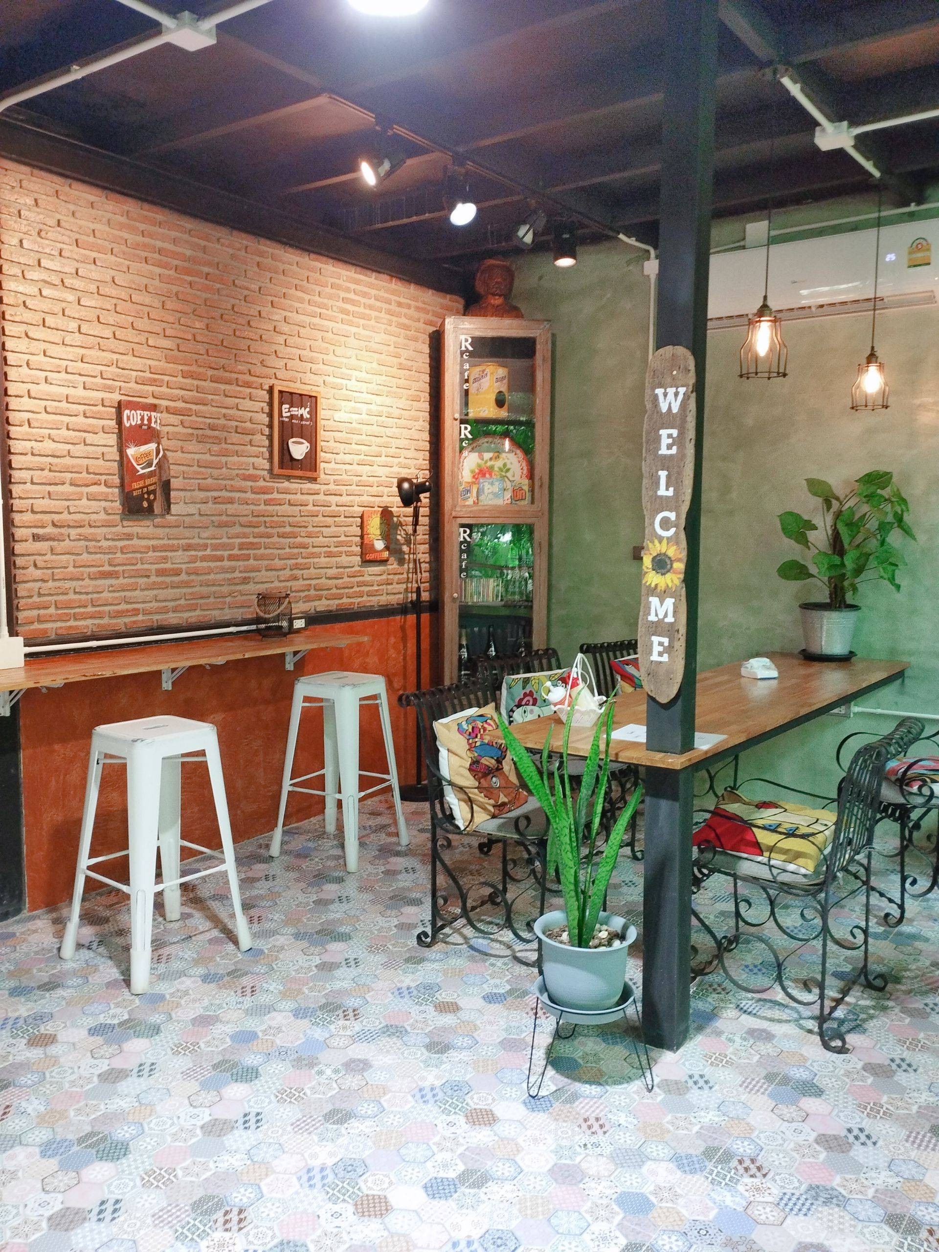 รูป R Cafe By Risa Home