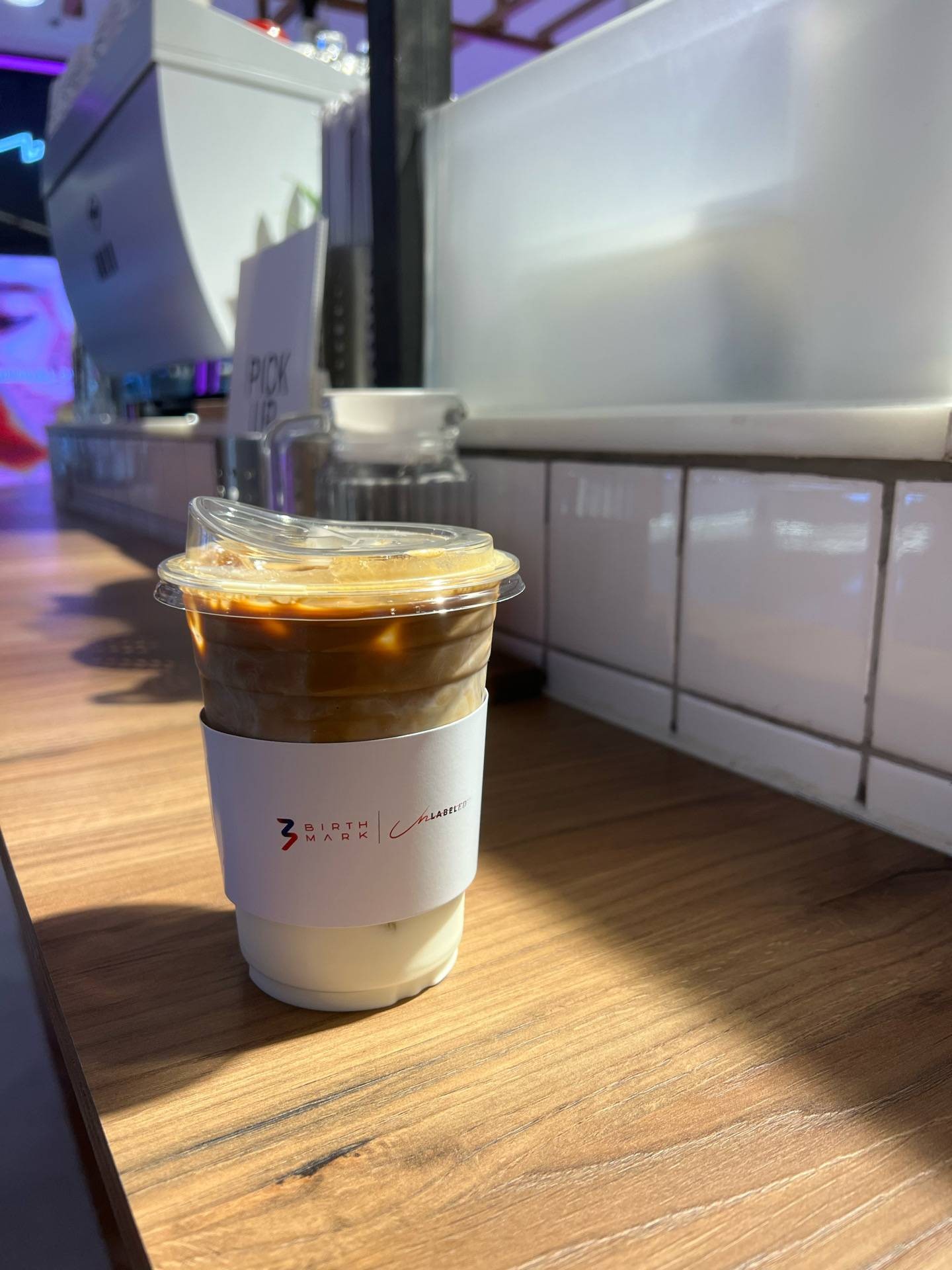 รีวิว Coffeelism ศูนย์ราชการ อาคาร บี (ประตู4) - กาแฟดี รสชาติคงที่ ...