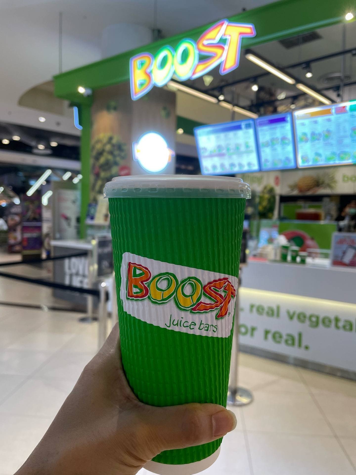 รีวิว Boost Juice Bars Siam Paragon - คิวยาวมากๆ Boost Juice Bars