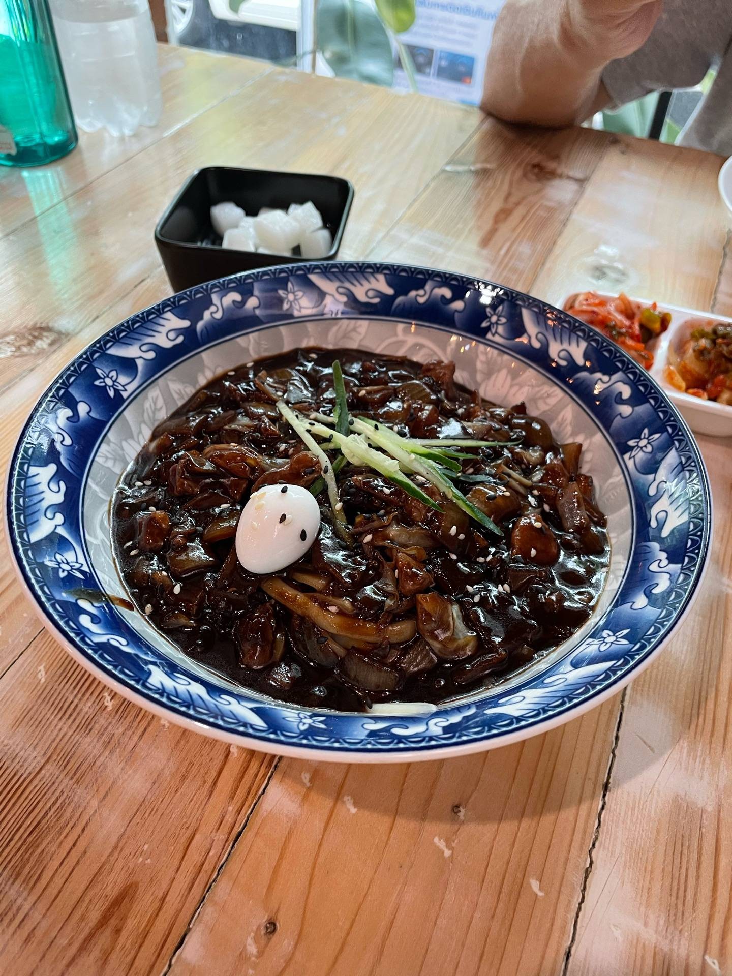 รีวิว Itaewon K-food - โดยรวมถือว่าดี มีความเกาหลี เกาใจ