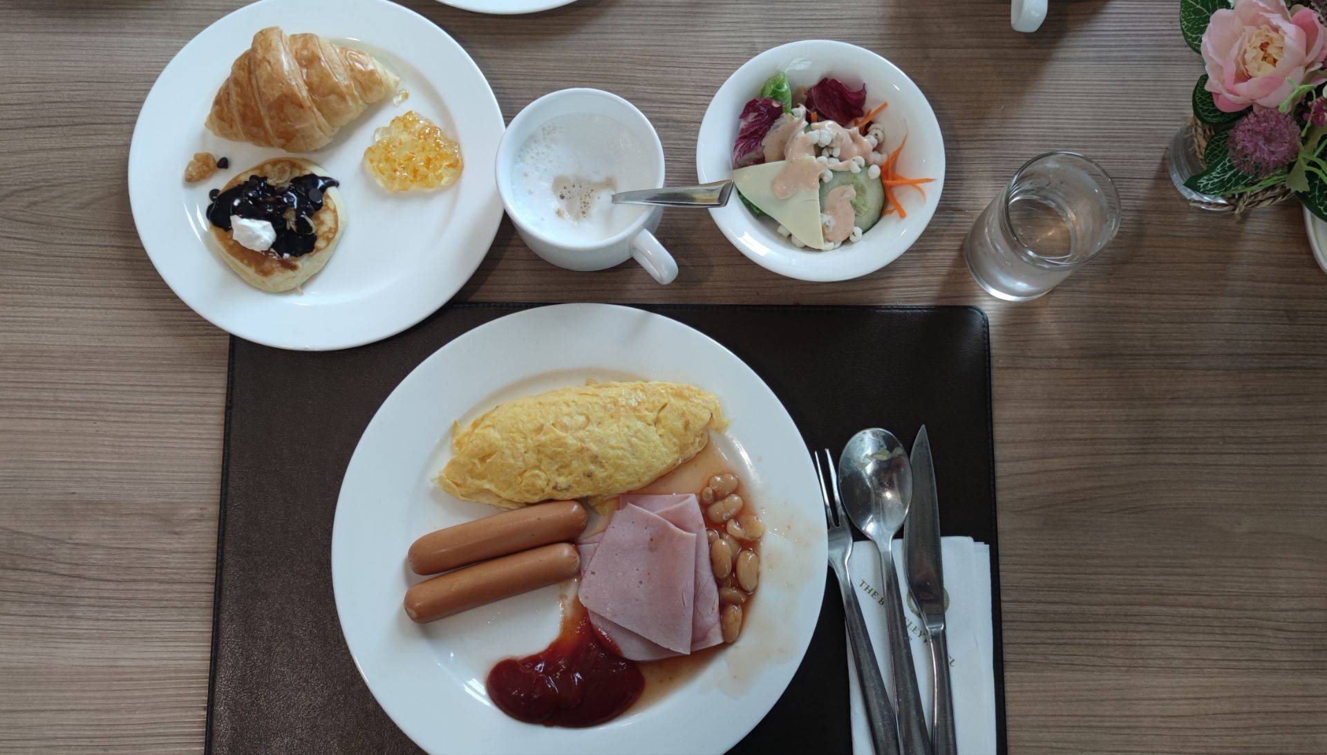 รีวิว The Berkeley Dining Room เดอะพาลาเดียมเวิลด์ช็อปปิ้ง - คือดีแบบ ...