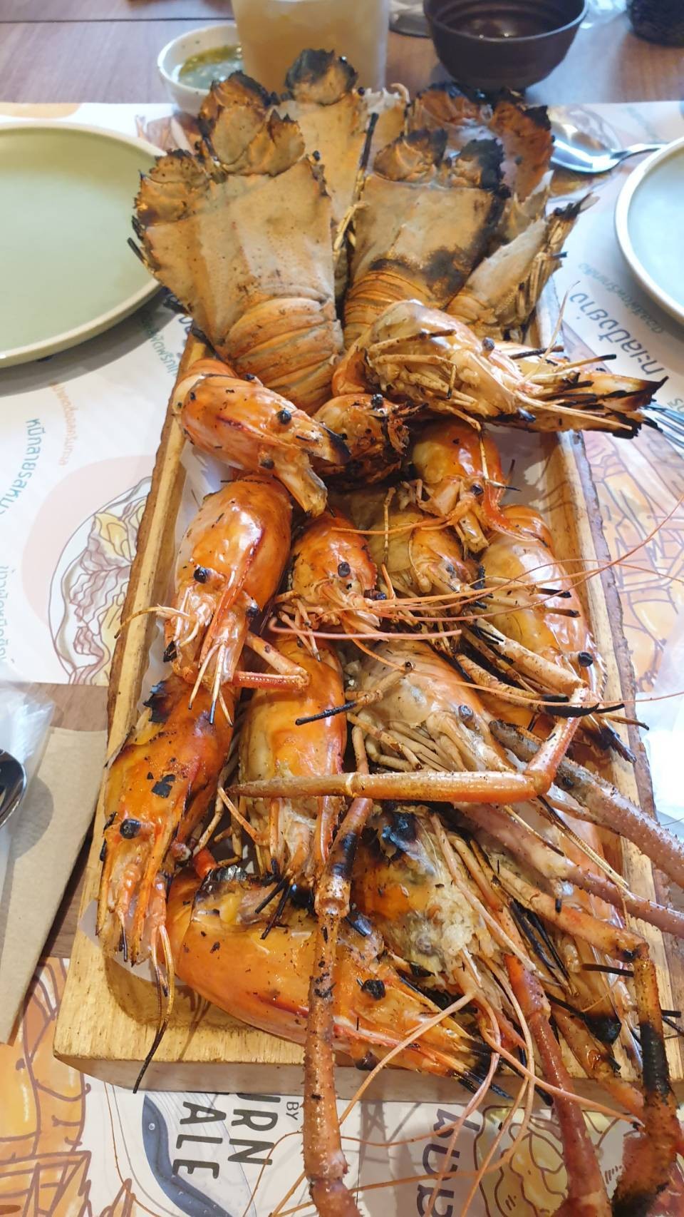 กุ้งกะกั้ง ร้าน Burn Whale