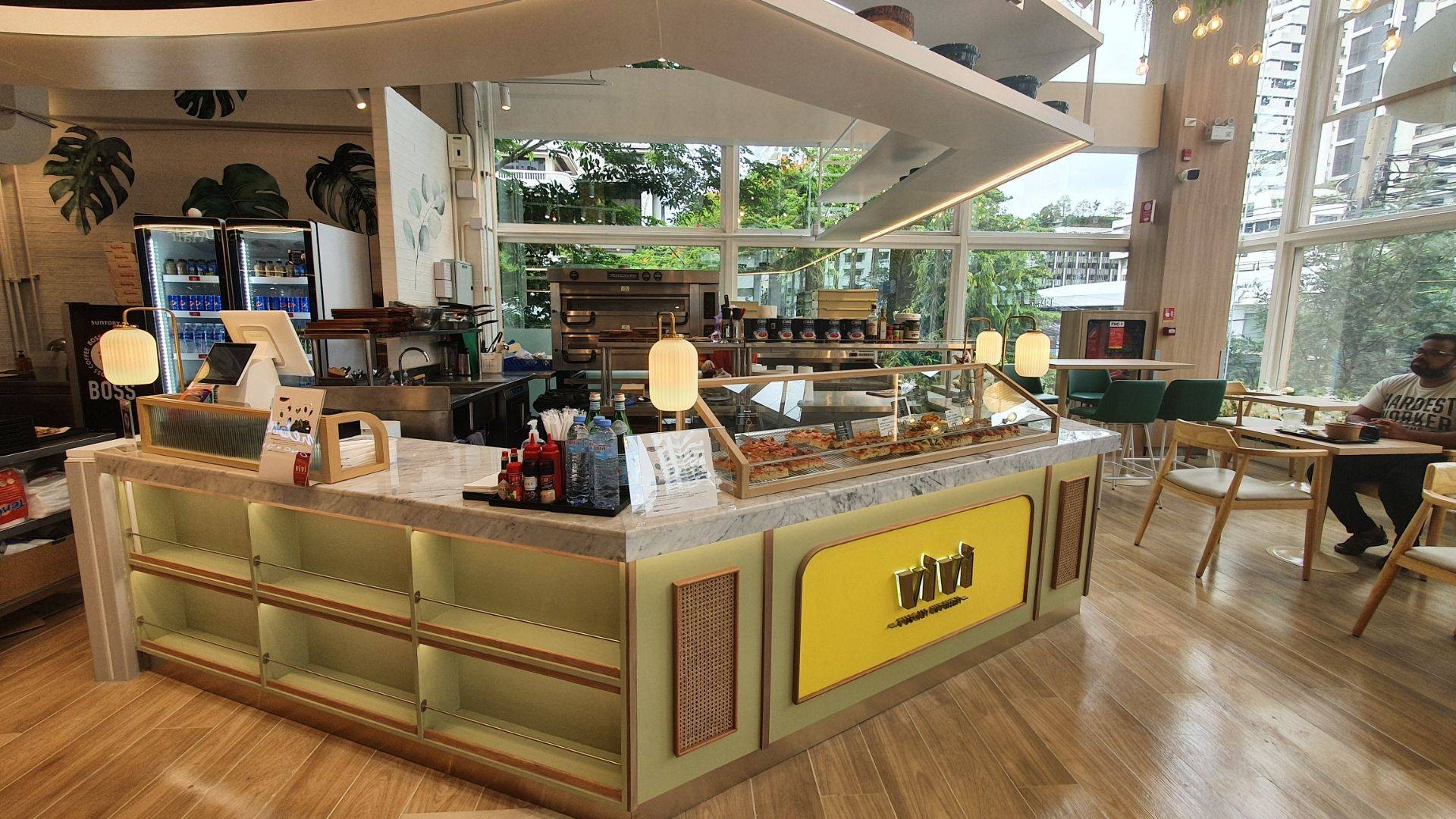 รีวิว Vivi Top Food Hall - พิซซ่าคุณภาพดี