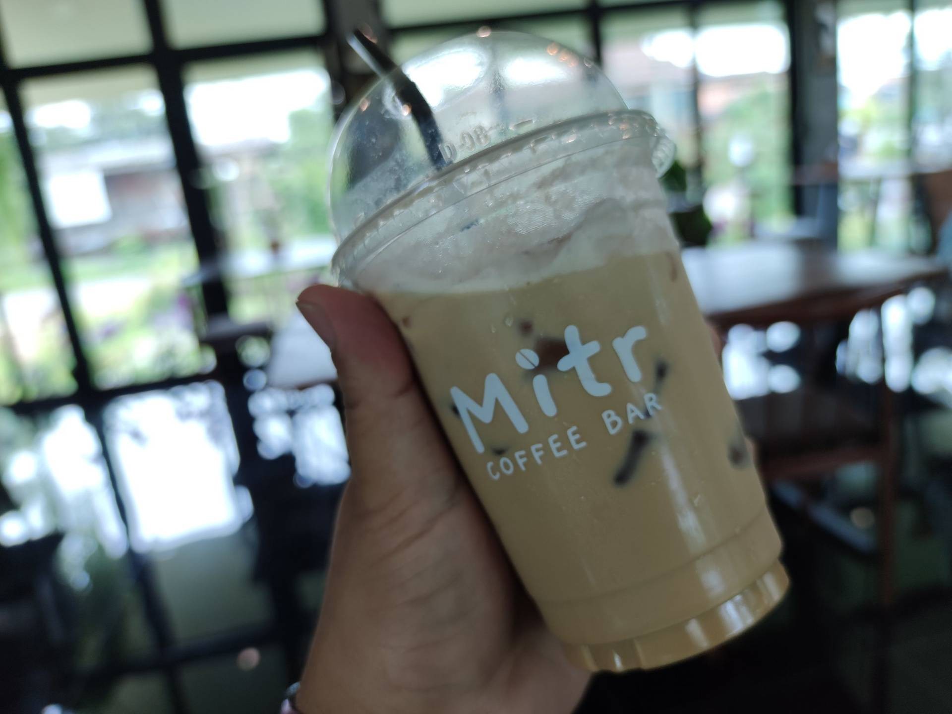 รีวิว Mitr Coffee Bar - นั่งคิดงานชิลล์ๆ กับกาแฟสักแก้ว วิวริมแม่น้ำ ...