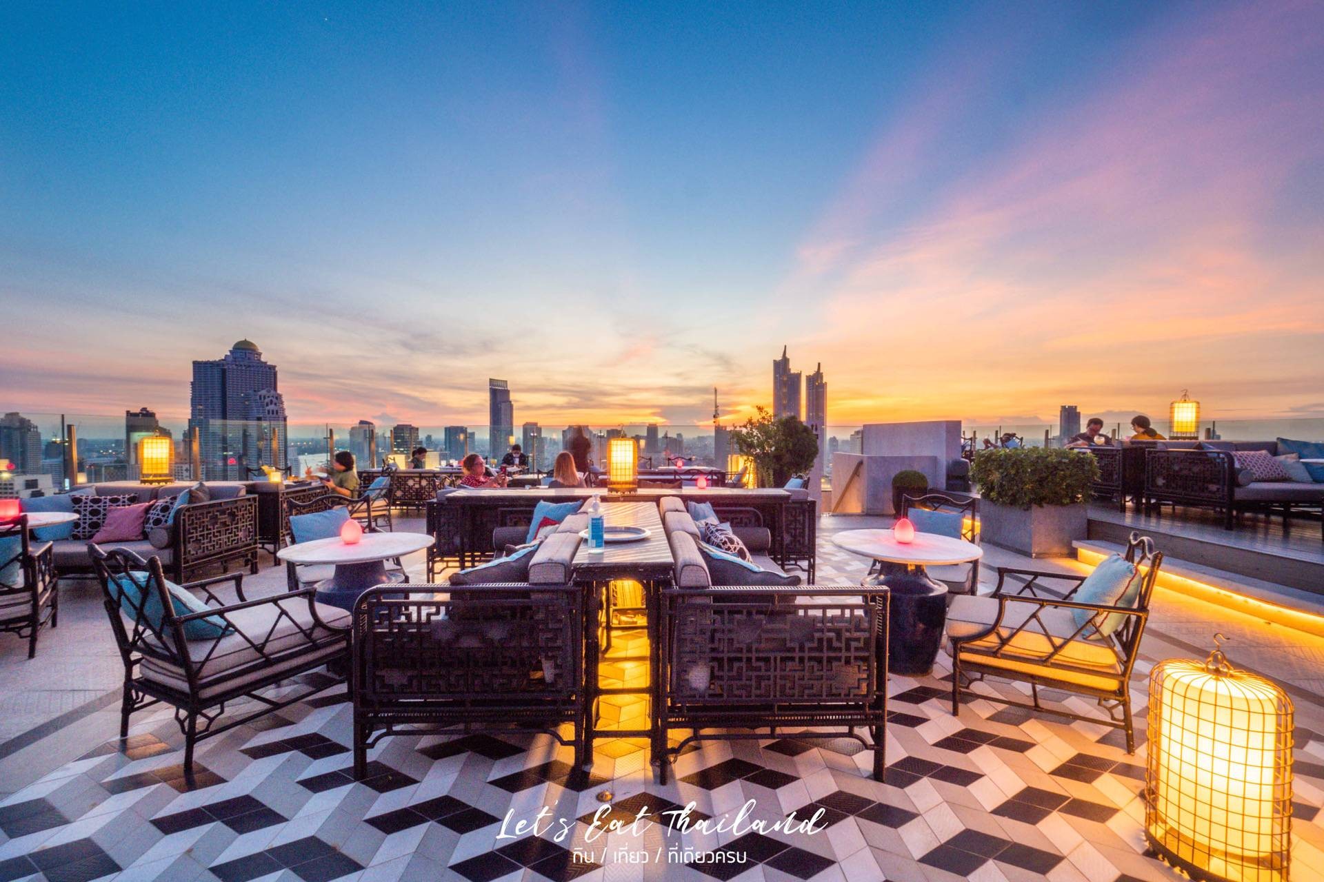 รีวิว Yao Rooftop Bar - ววิมหานครดีมาก ๆ