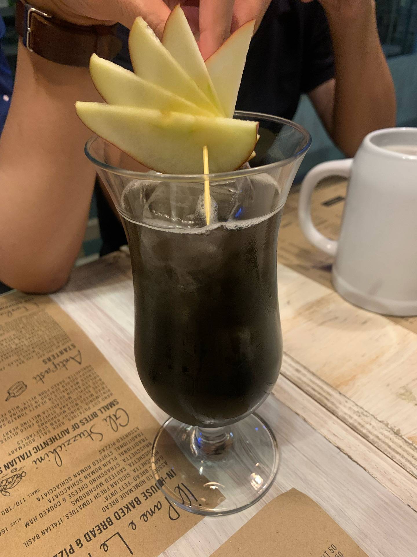 รีวิว iO Italian Osteria - เค้ก Hazelnut อร่อย ค็อกเทล Basilito ประหลาด ...