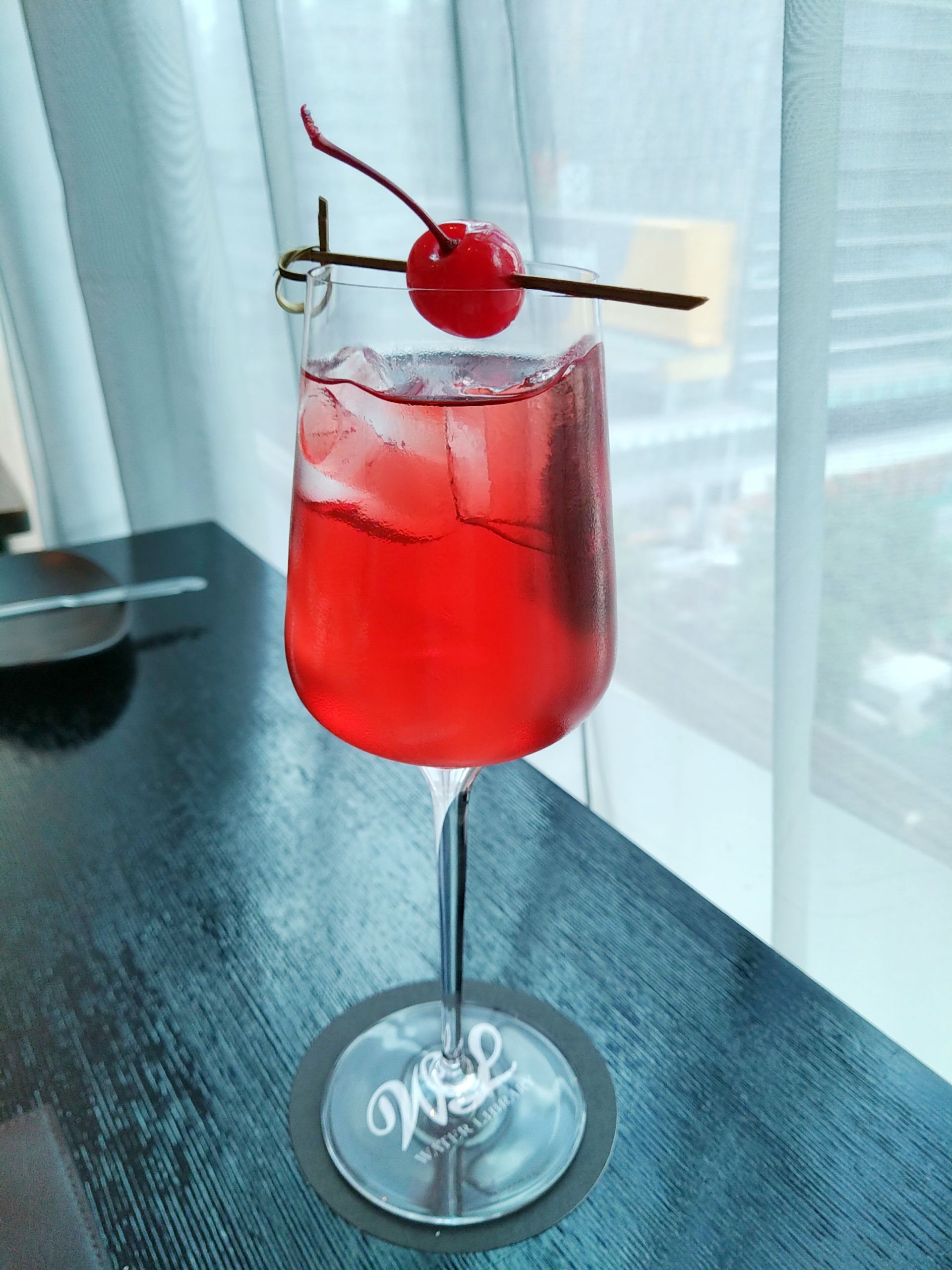 รีวิว The Water Library เซ็นทรัล เอมบาสซี่ - ร้านอาหารฝรั่งในห้าง