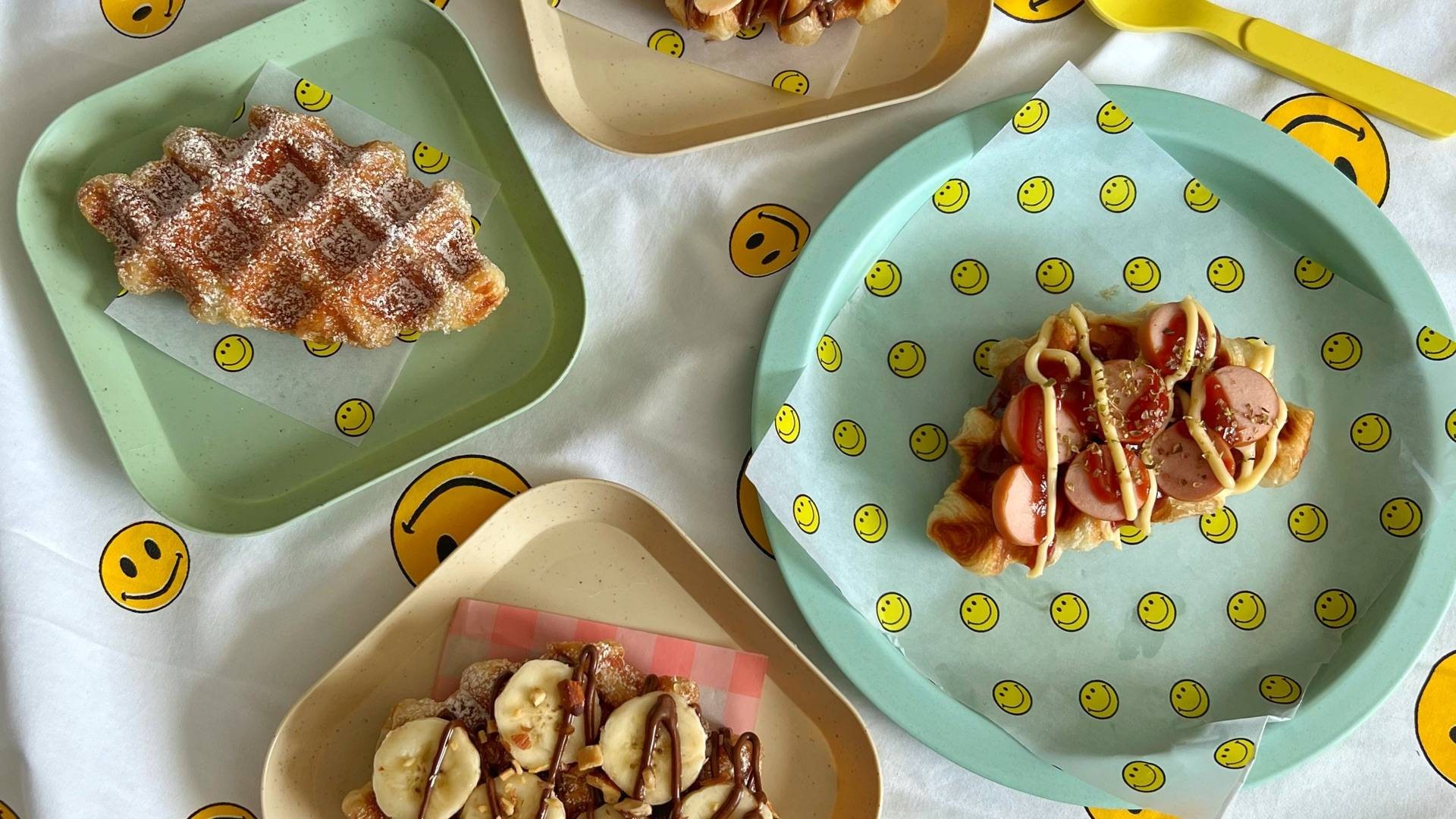 Smiley croffle (สมายลี่ ครอฟเฟิล) - สั่งอาหารเดลิเวอรี | Wongnai x LINE MAN