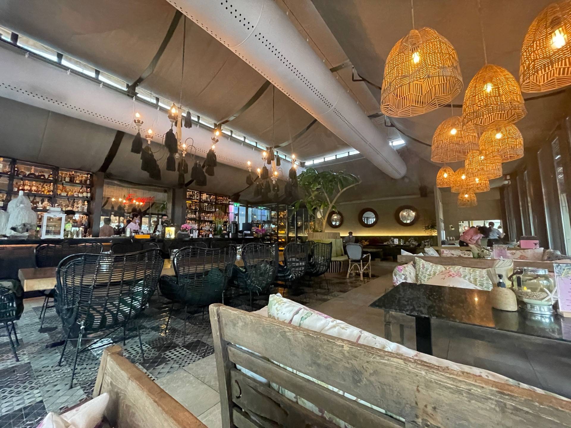 รูป Escape Bangkok Emquartier