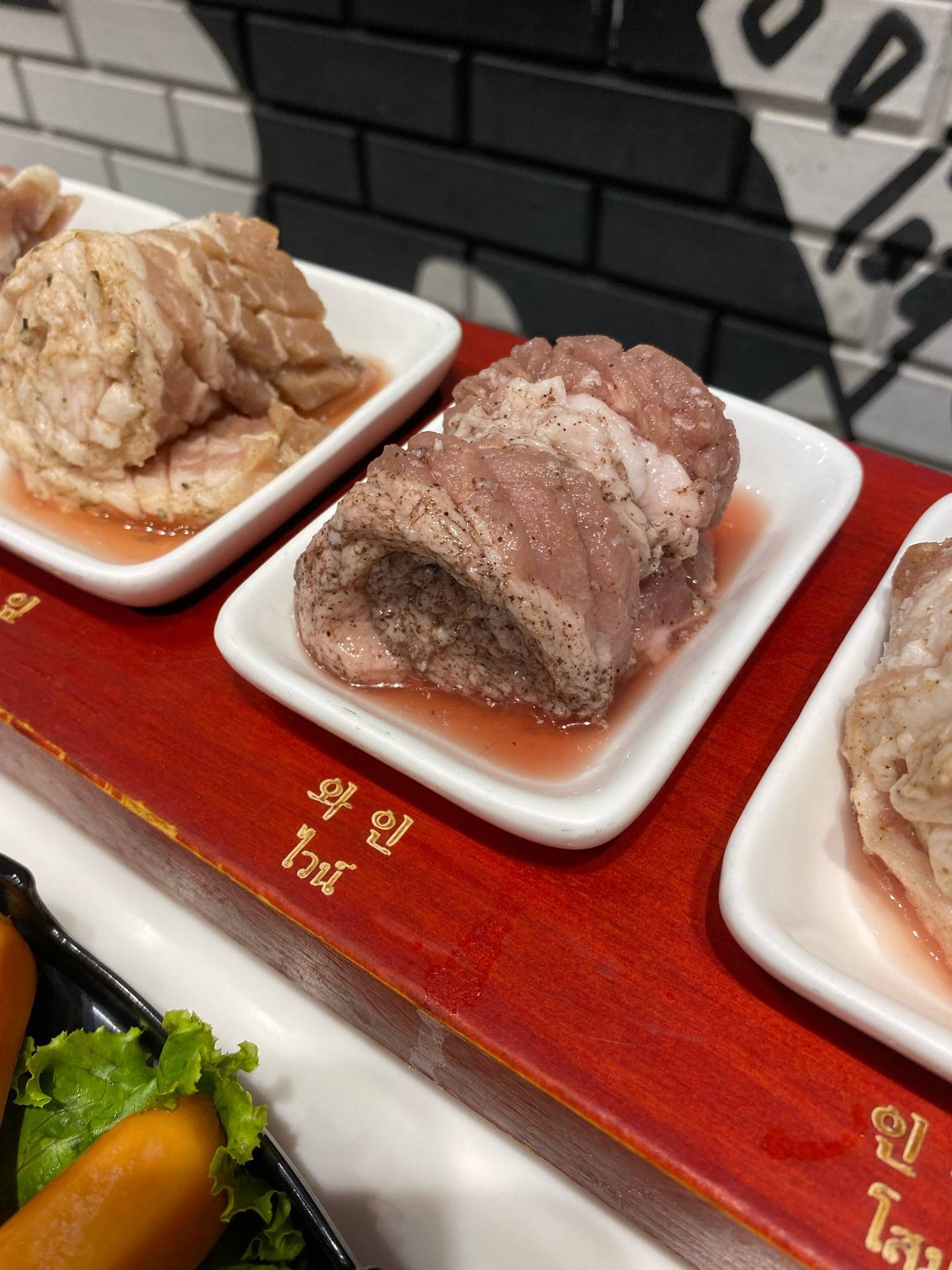 รีวิว Palsaik korean bbq สยามเซ็นเตอร์ สยามเซ็นเตอร์ - Set หมู 8 สี