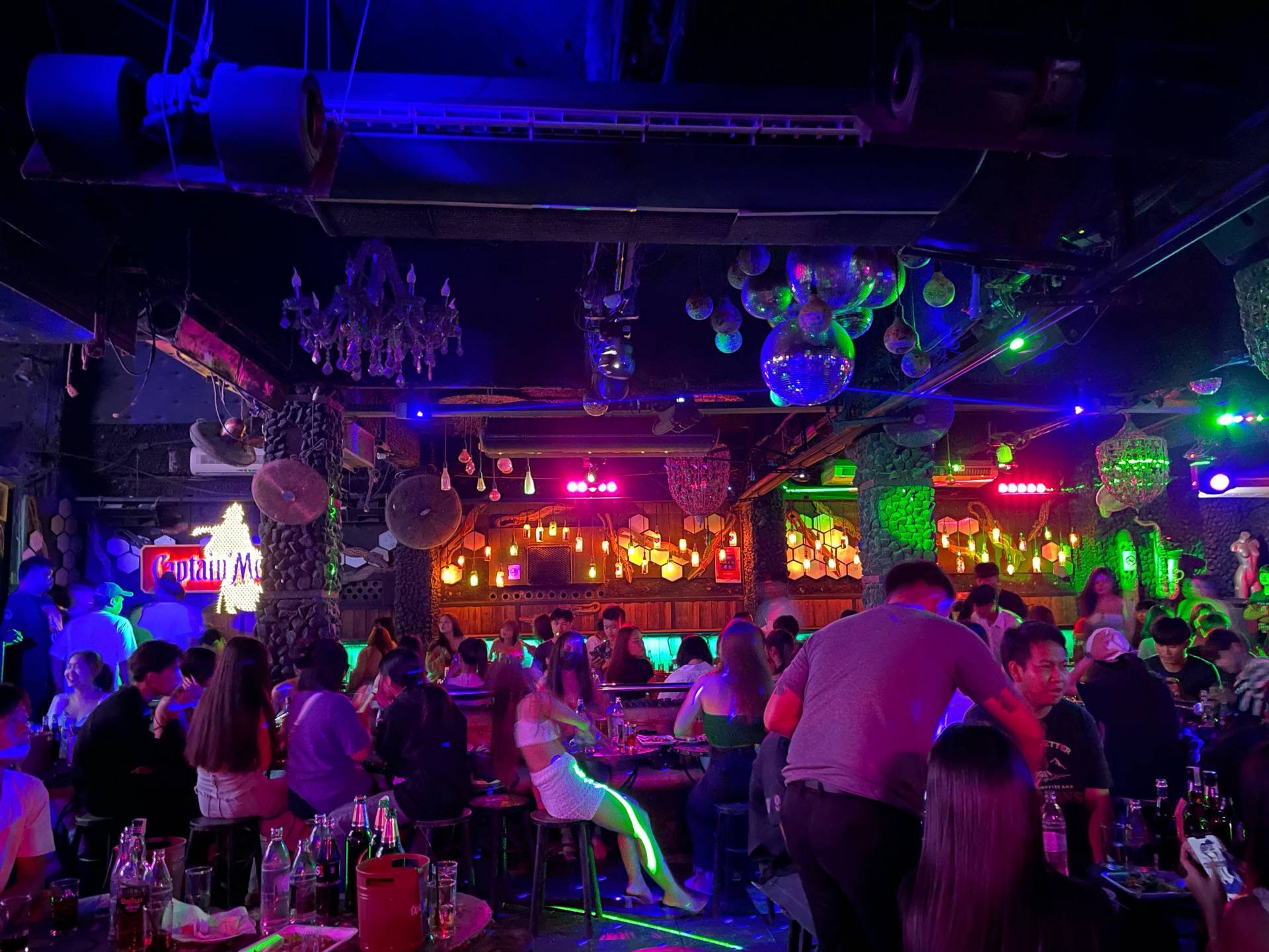 รูป Differ., Inc Chiang Mai