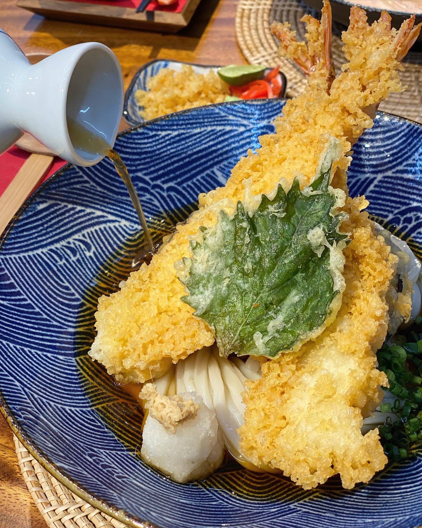 รีวิว Tsuru Udon สีลม - เมื่อเราเคี้ยวอุด้ง แต่อุด้งสู้กลับ!