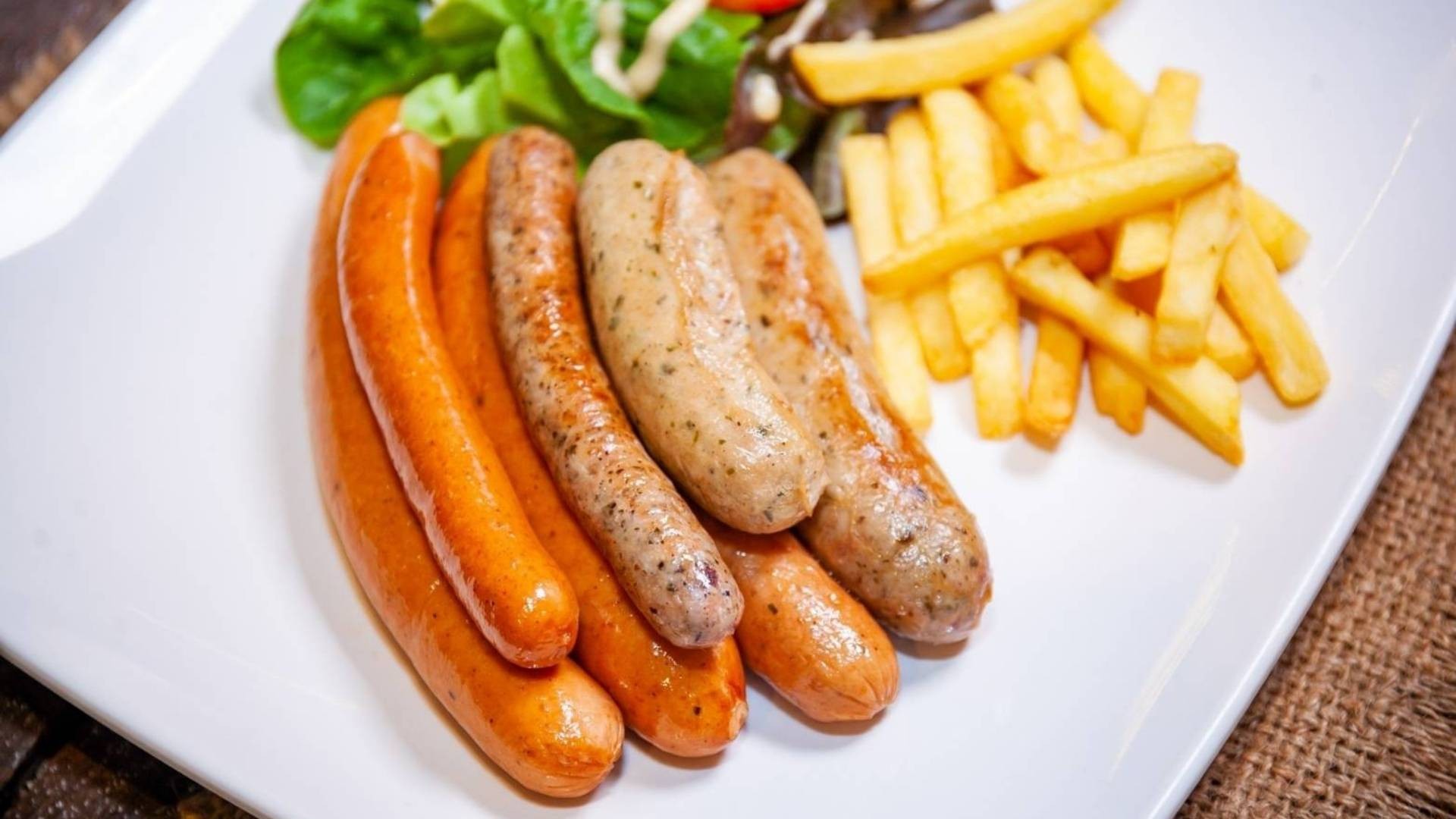 ดีลส่วนลดพิเศษร้าน Cafe' Capu รับ เฟรนฟราย มูลค่า 79 บาท* เมื่อทานอาหาร ...