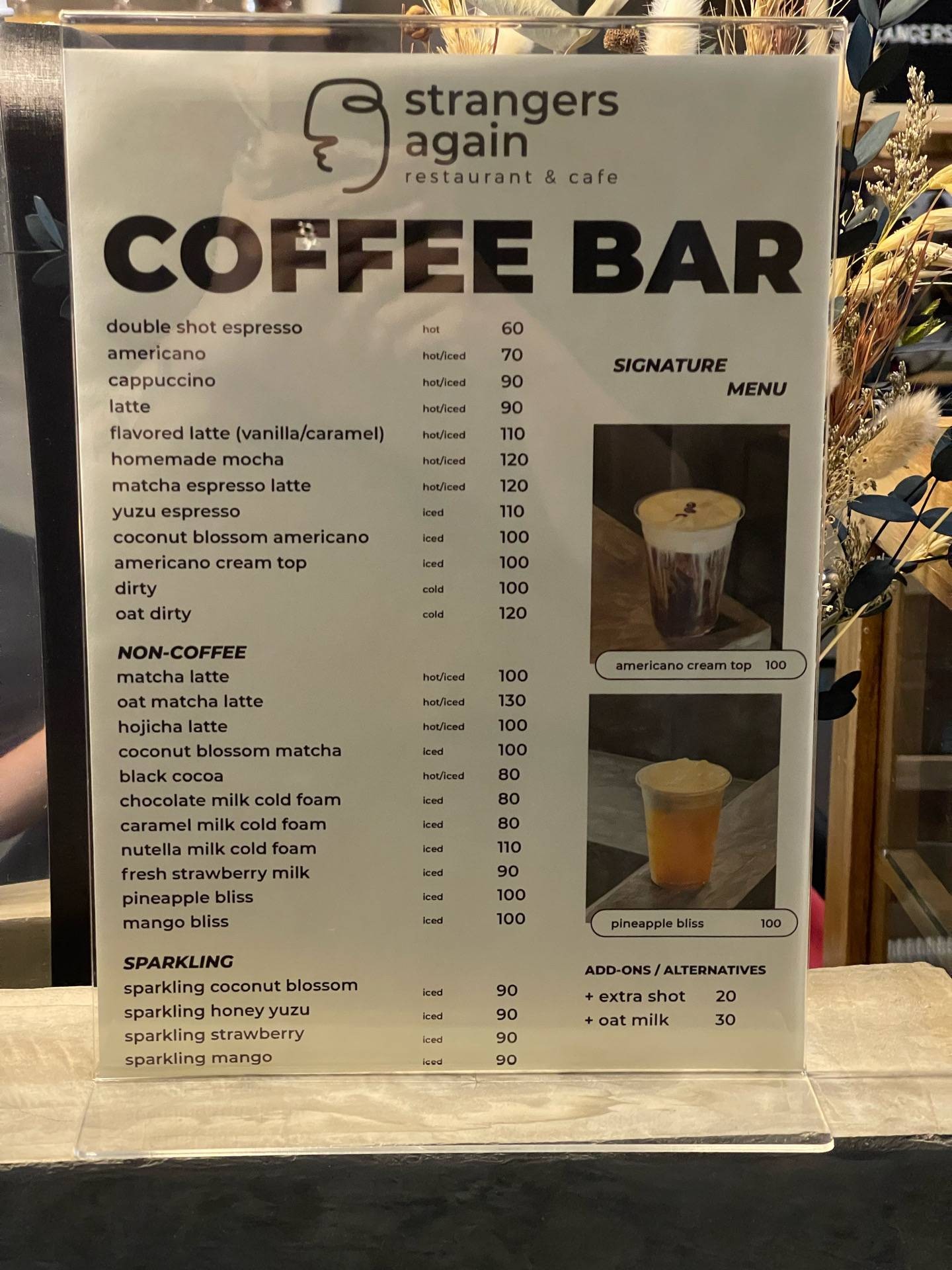 รูป STRANGERS AGAIN STRANGERS AGAIN RESTAURANT&CAFE - Wongnai