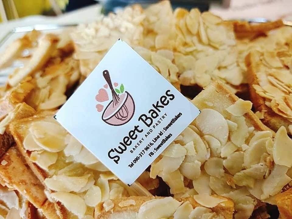 รีวิว Sweet Bakes ในเมืองลำพูน ในเมืองลำพูน - ขนบปังอบกรอบอัลมอนด์