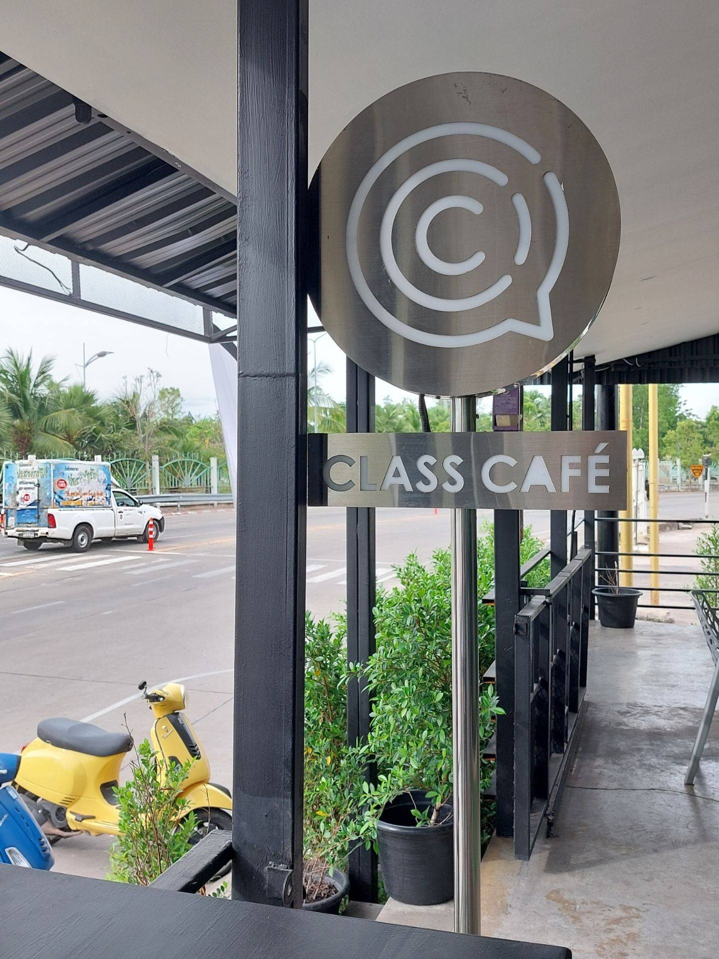 รีวิว CLASS Cafe' บุ่งตาหลั่ว - ขยายโปร ซื้อกาแฟแถมโดนัท