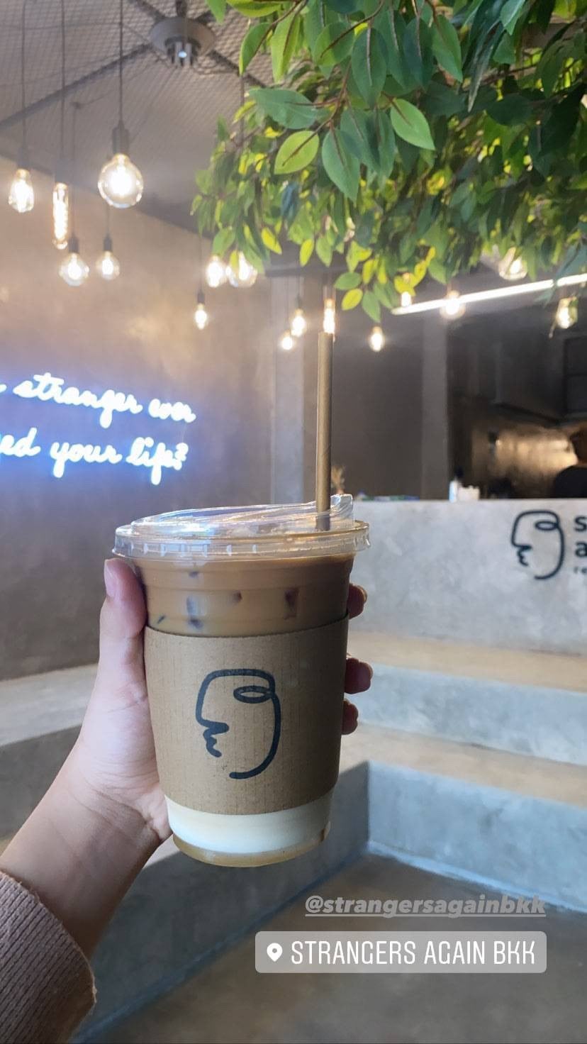 รีวิว STRANGERS AGAIN STRANGERS AGAIN RESTAURANT&CAFE - Good coffee🤩🤍