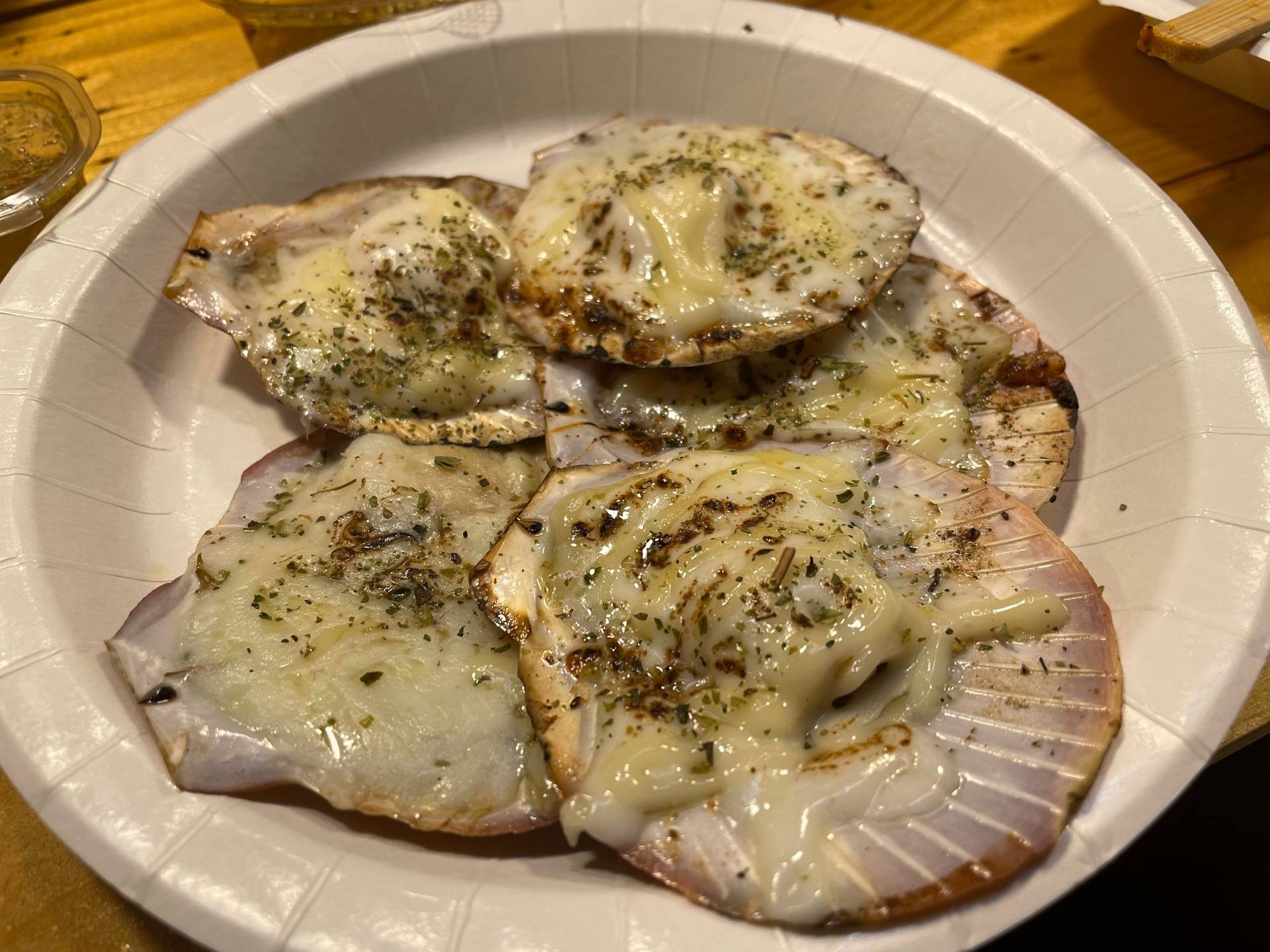 รูป MR. SHELL หอยเชลล์ย่างชีส JODD FAIRS