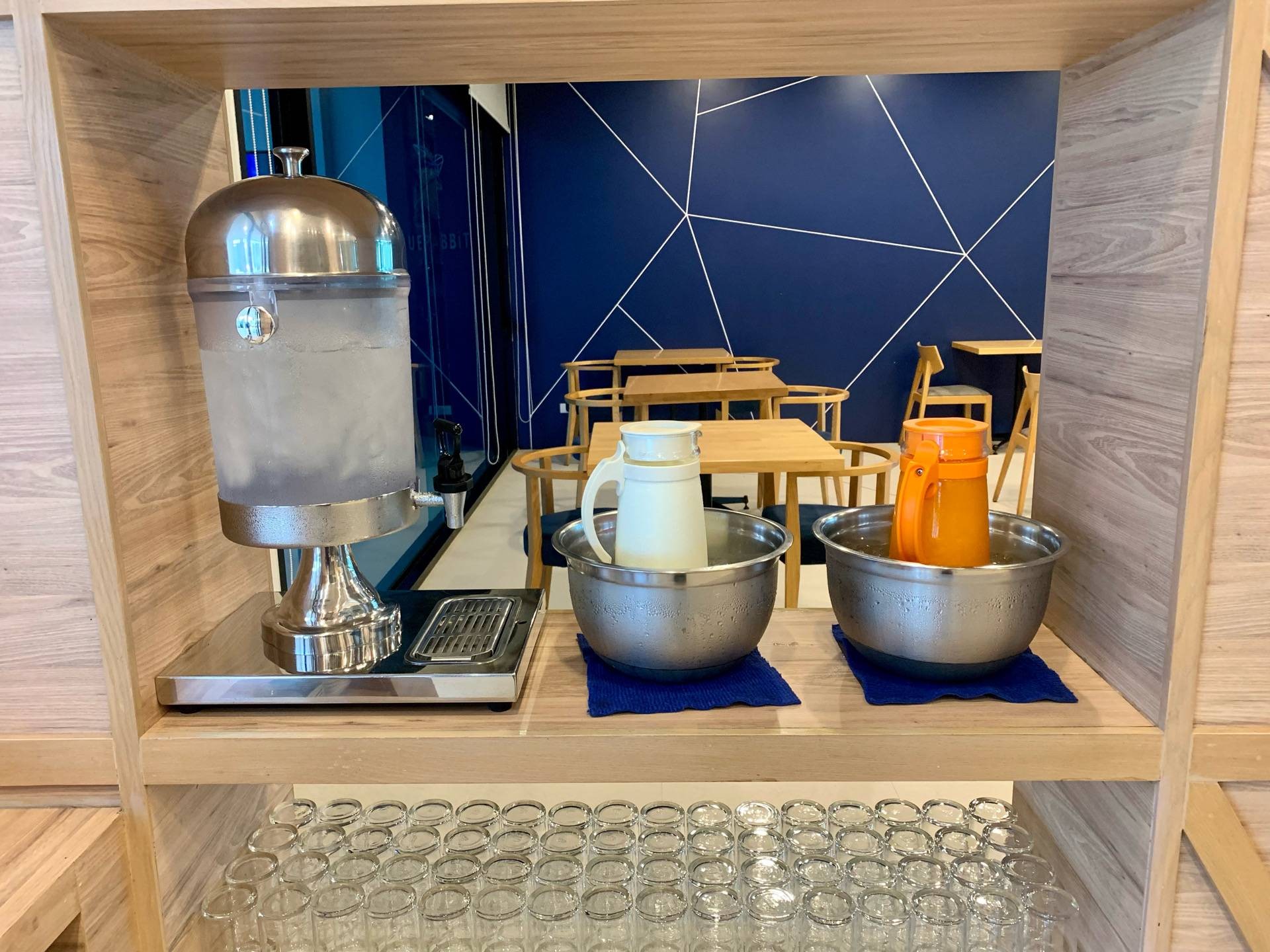 รูป Blue rabbit hotel