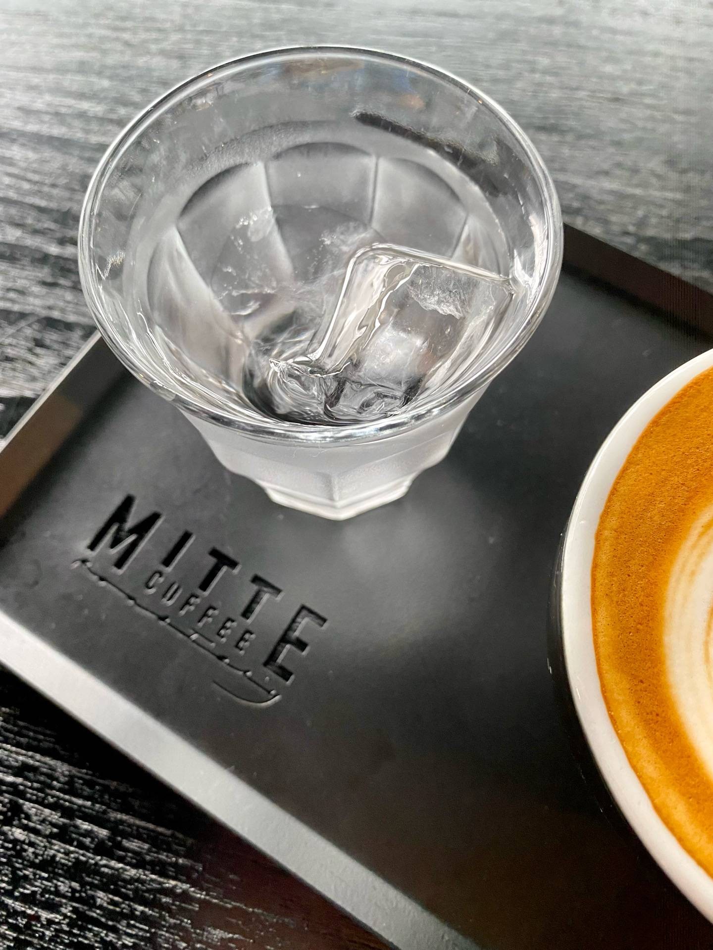 รีวิว Mitte Coffee Roastery ซอยแจ้งวัฒนะ 43/1 - กาแฟดีงาม บรรยากาศสบายๆ ...