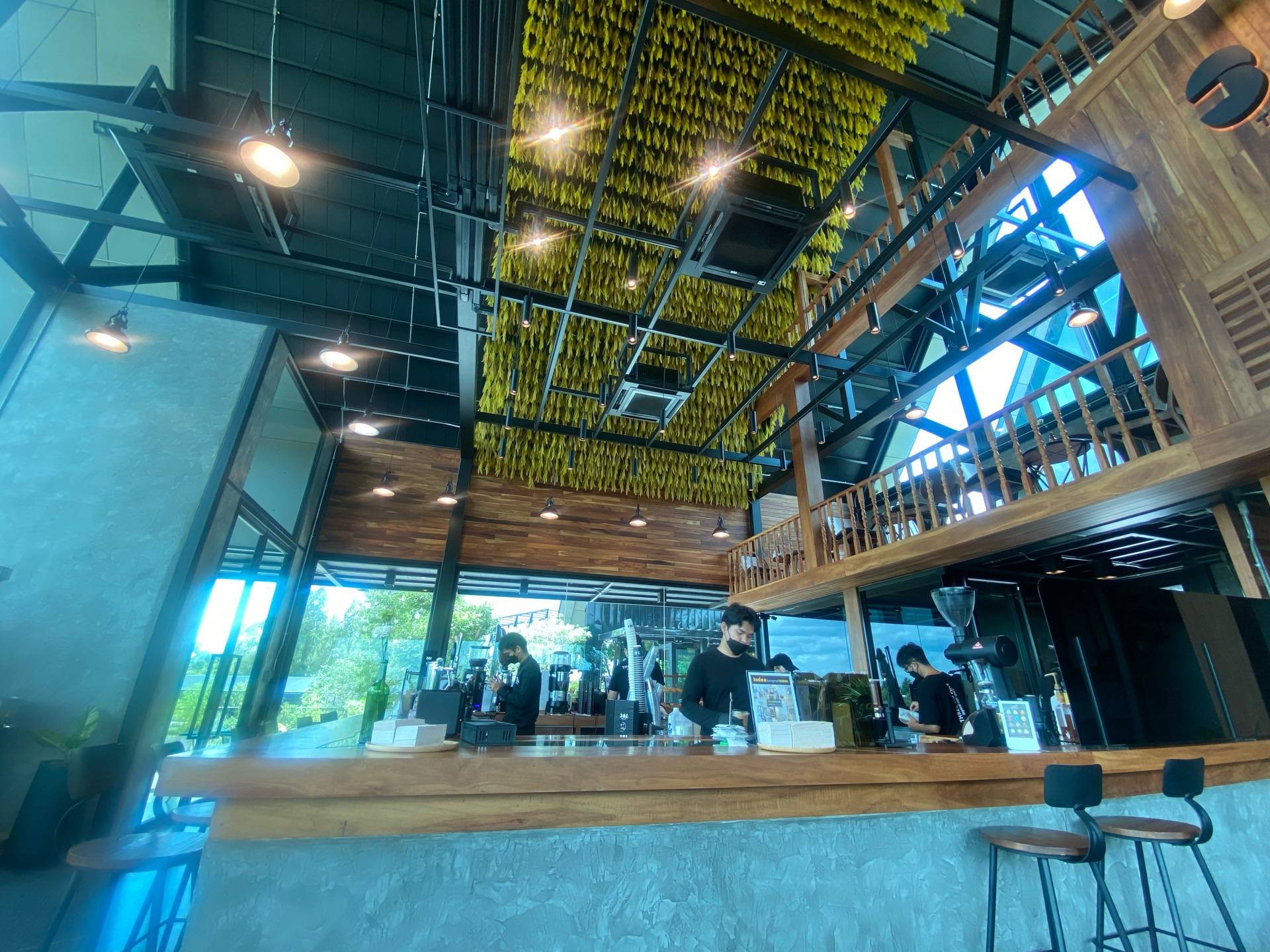 รีวิว 361 THREE SIX ONE Cafe - กาแฟลาเต้อร่อย
