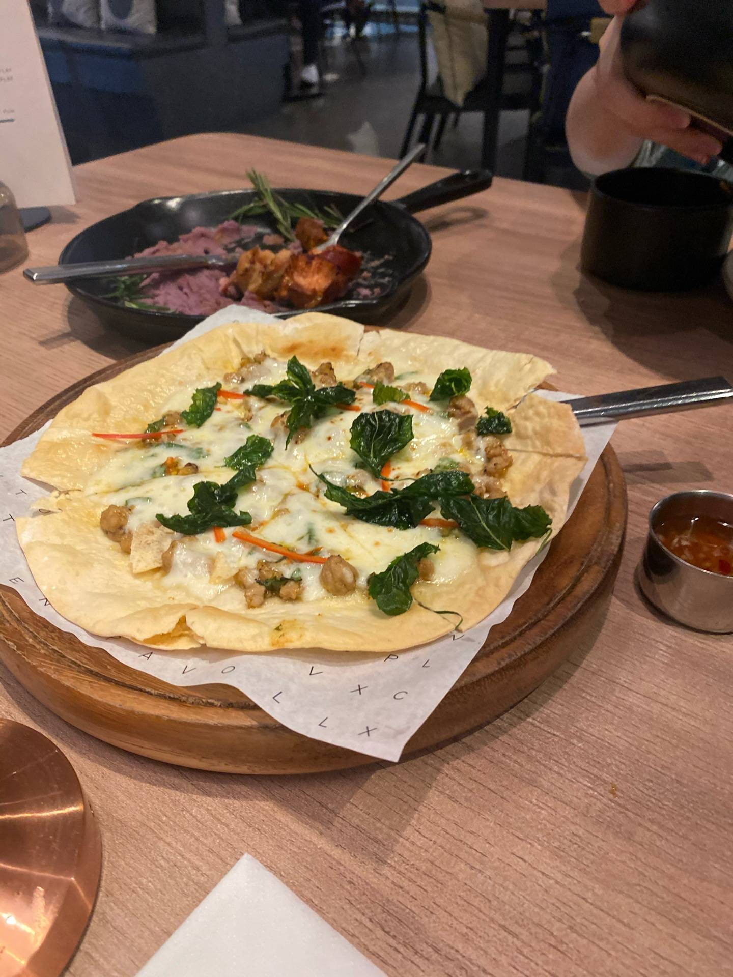 รูป Kinlenn Eatery & Play Ari