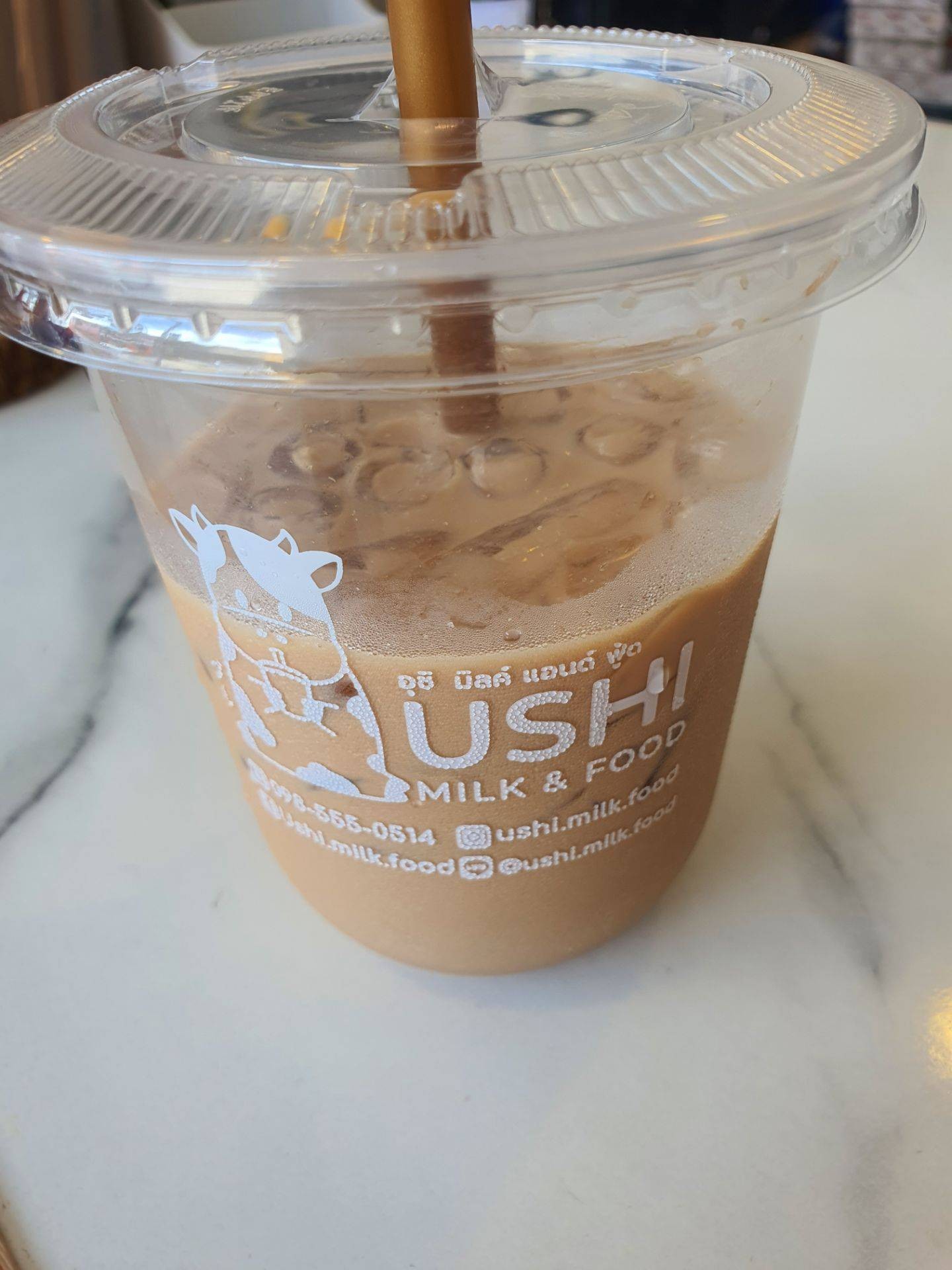 รีวิว Ushi milk & food เทพารักษ์ - ความเข้มข้นของชา ถือว่าดีกว่าร้าน ...