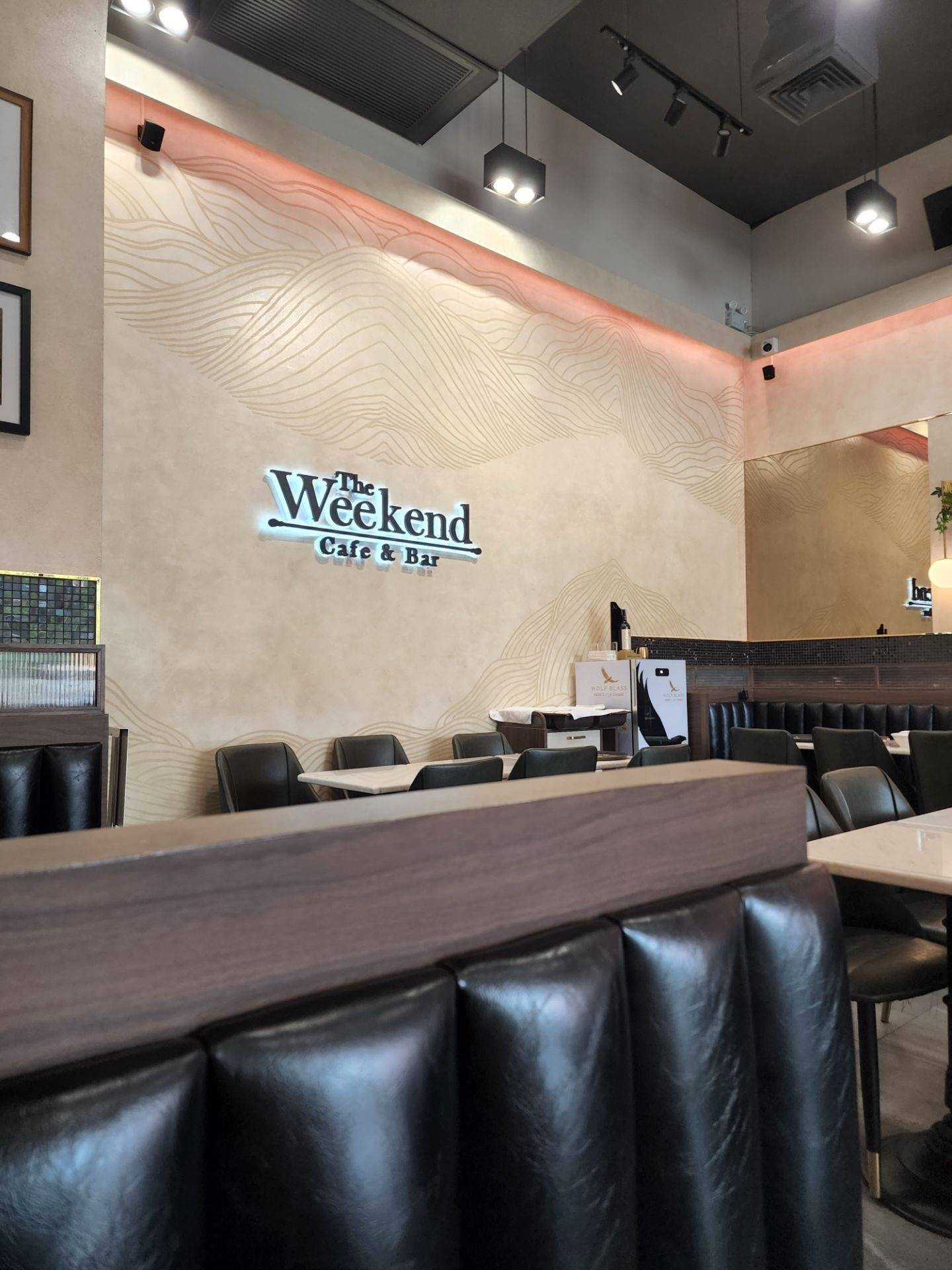 รูป The Weekend Cafe & Bar - Wongnai