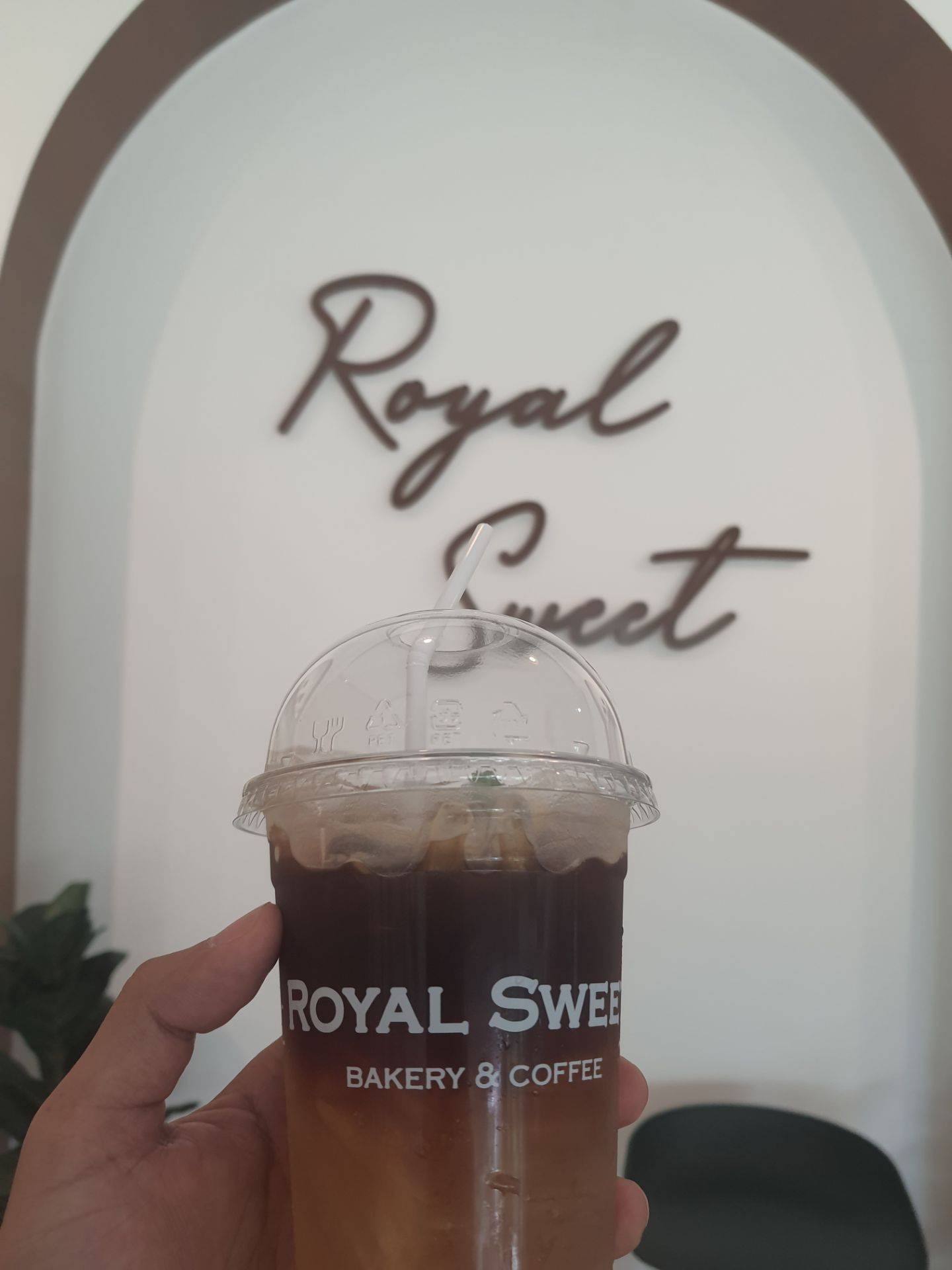 รีวิว Royal Sweet - กาแฟดี บรรยากาศแบบตะมุตะมิ น่ารักไปอีก - Wongnai