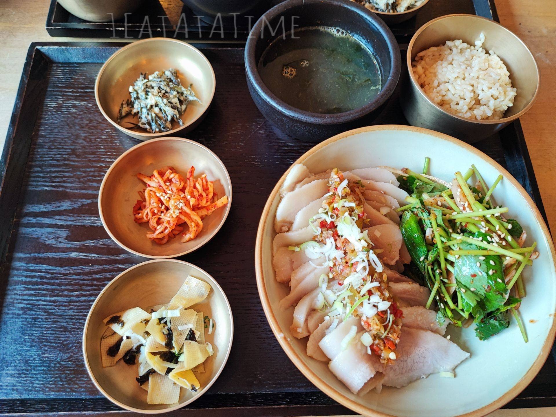 poached pork neck ร้าน Parc Seoul - Wongnai