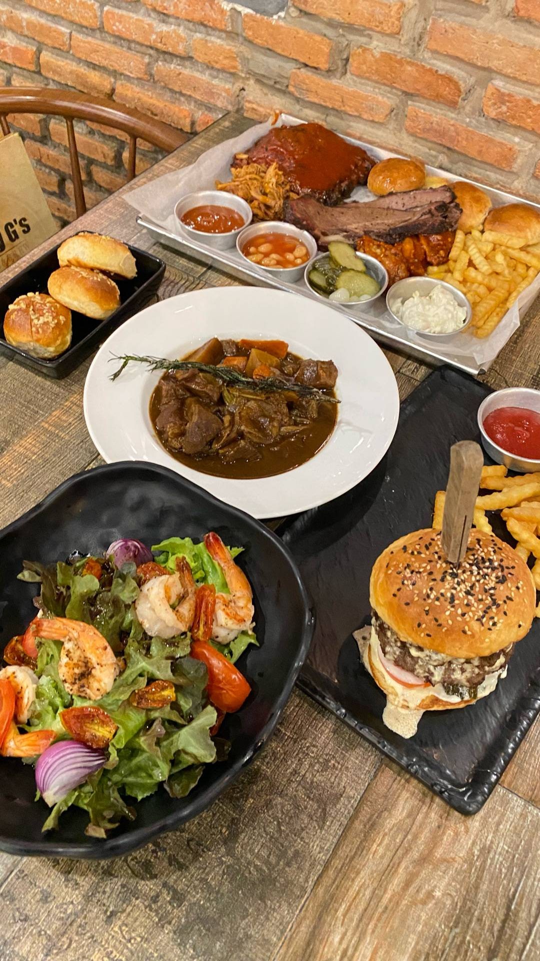 รูป Daddy G's Smoke & Brew