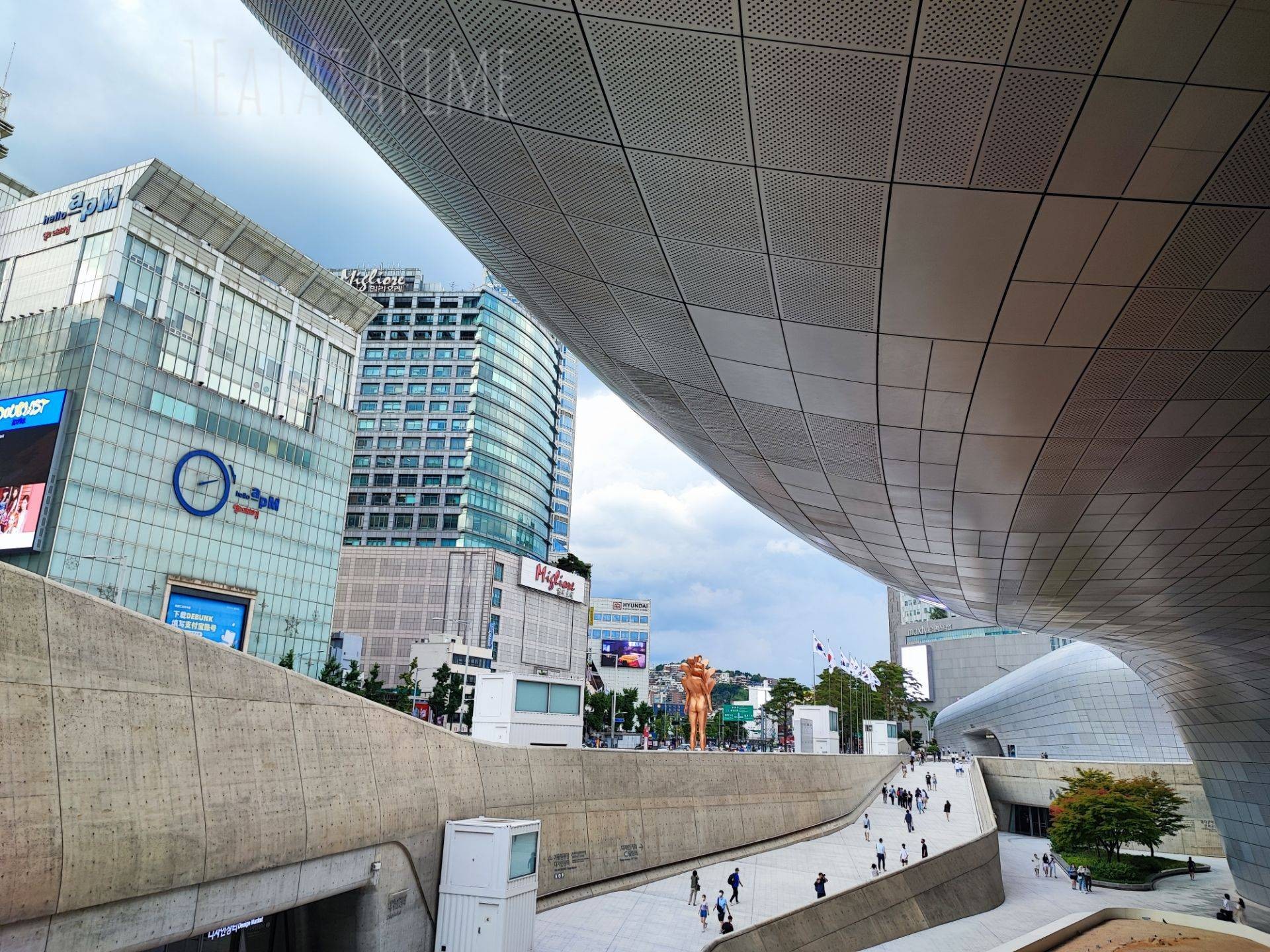 รูป Dongdaemun Design Plaza (DDP) - Wongnai