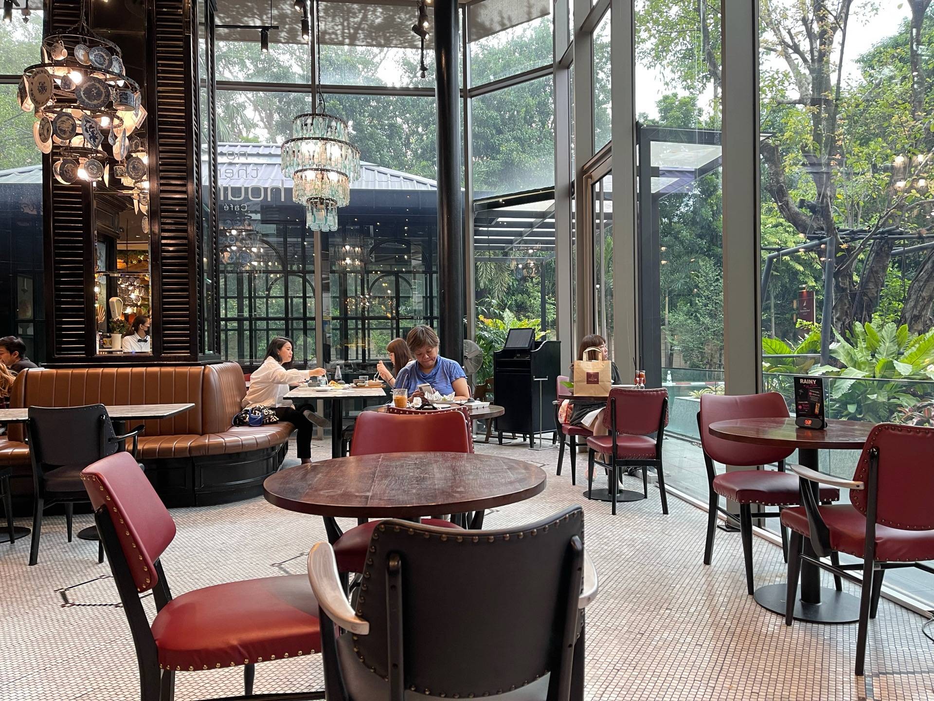 รูป Another Hound Café สยามพารากอน
