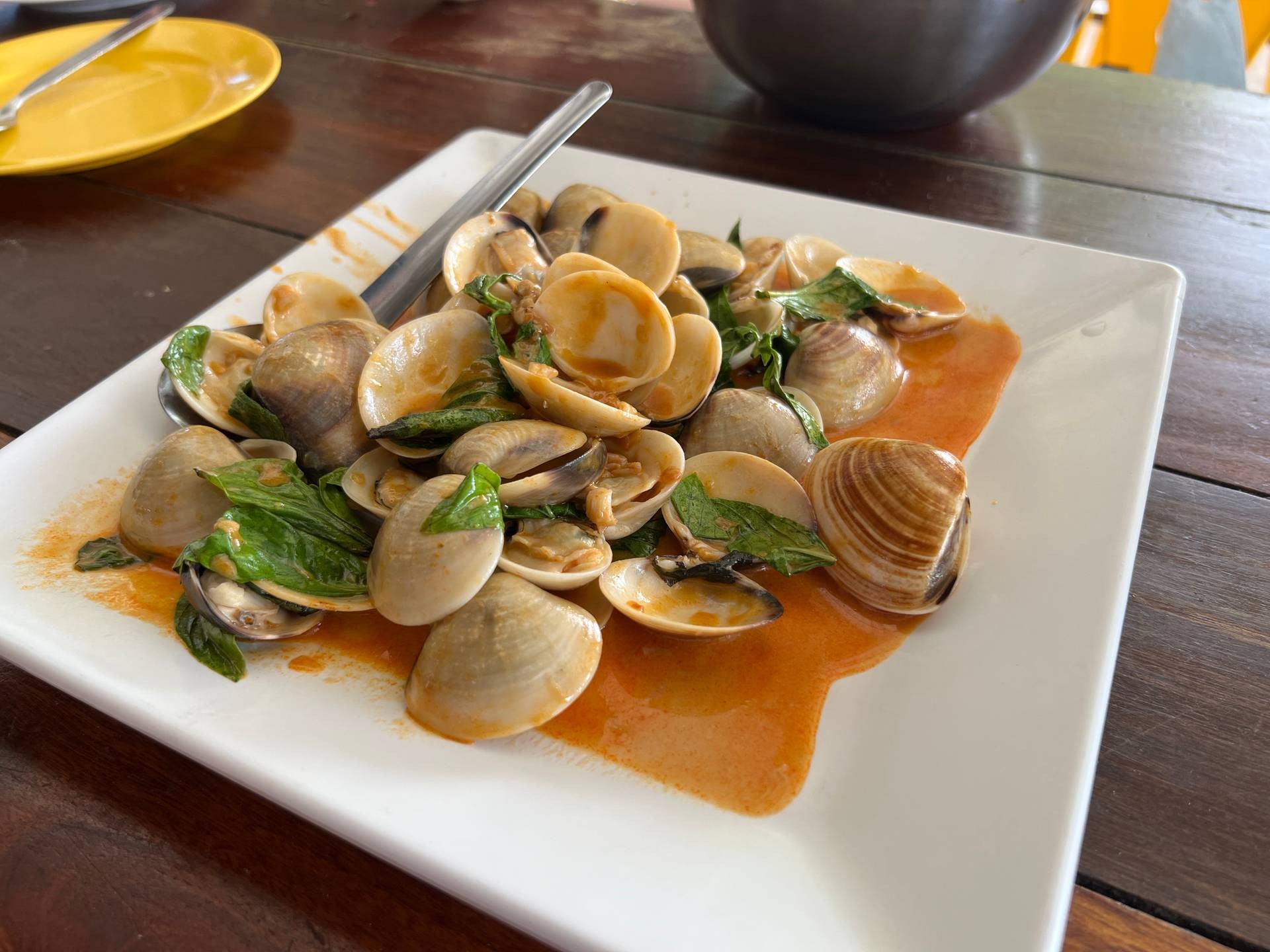 หอยตลับผัดพริกเผา พิเศษ • หอยตลับผัดพริกเผา รสชาติกลมกล่อม ให้รสสัมผัส ...