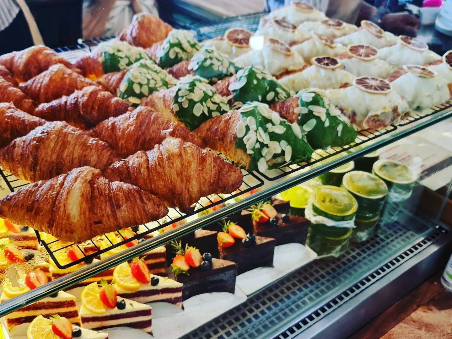 รูป Khaam Khaoyai