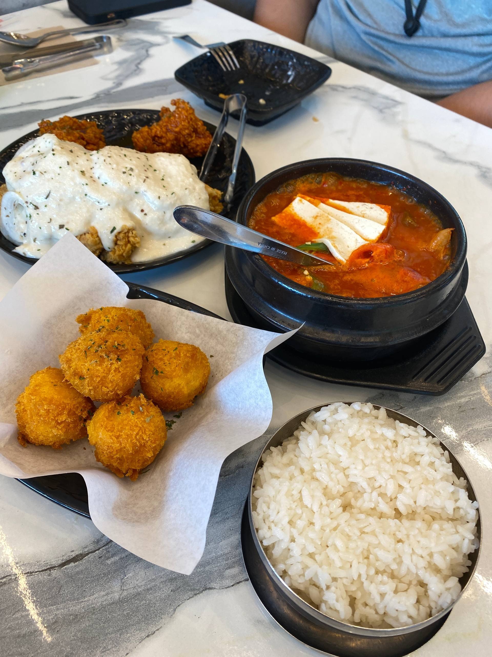 รีวิว Choongman Chicken Design Village - ไก่ทอดเกาหลีต้องยกให้ร้านนี้ ...