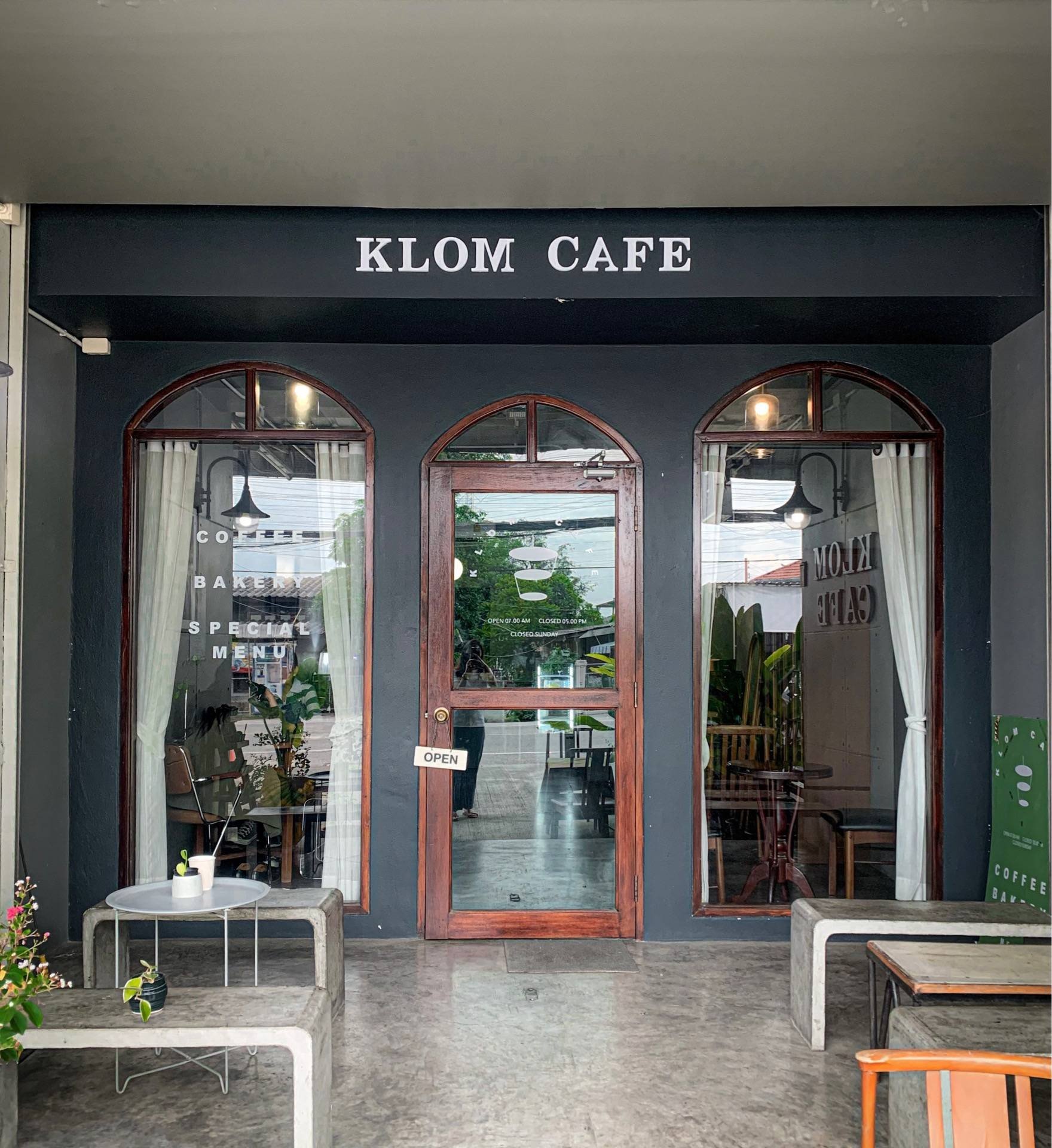 รีวิว KLOMCAFE - ร้านกาแฟเปิดแต่เช้า ที่มีความklomกล่อมในตัว☕️🌿