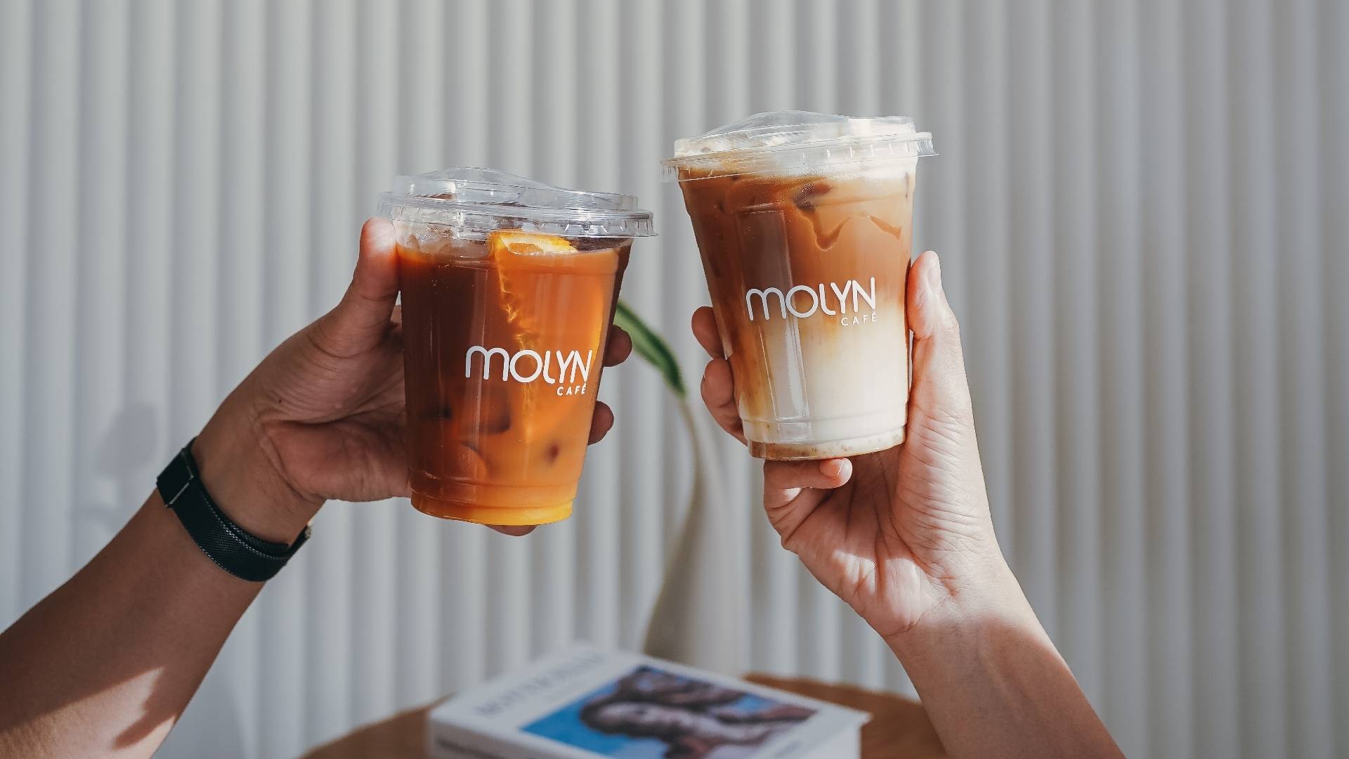 MOLYN Cafe MOLYN Cafe (ซอยมัยลาภ) - สั่งอาหารเดลิเวอรี | Wongnai x LINE MAN