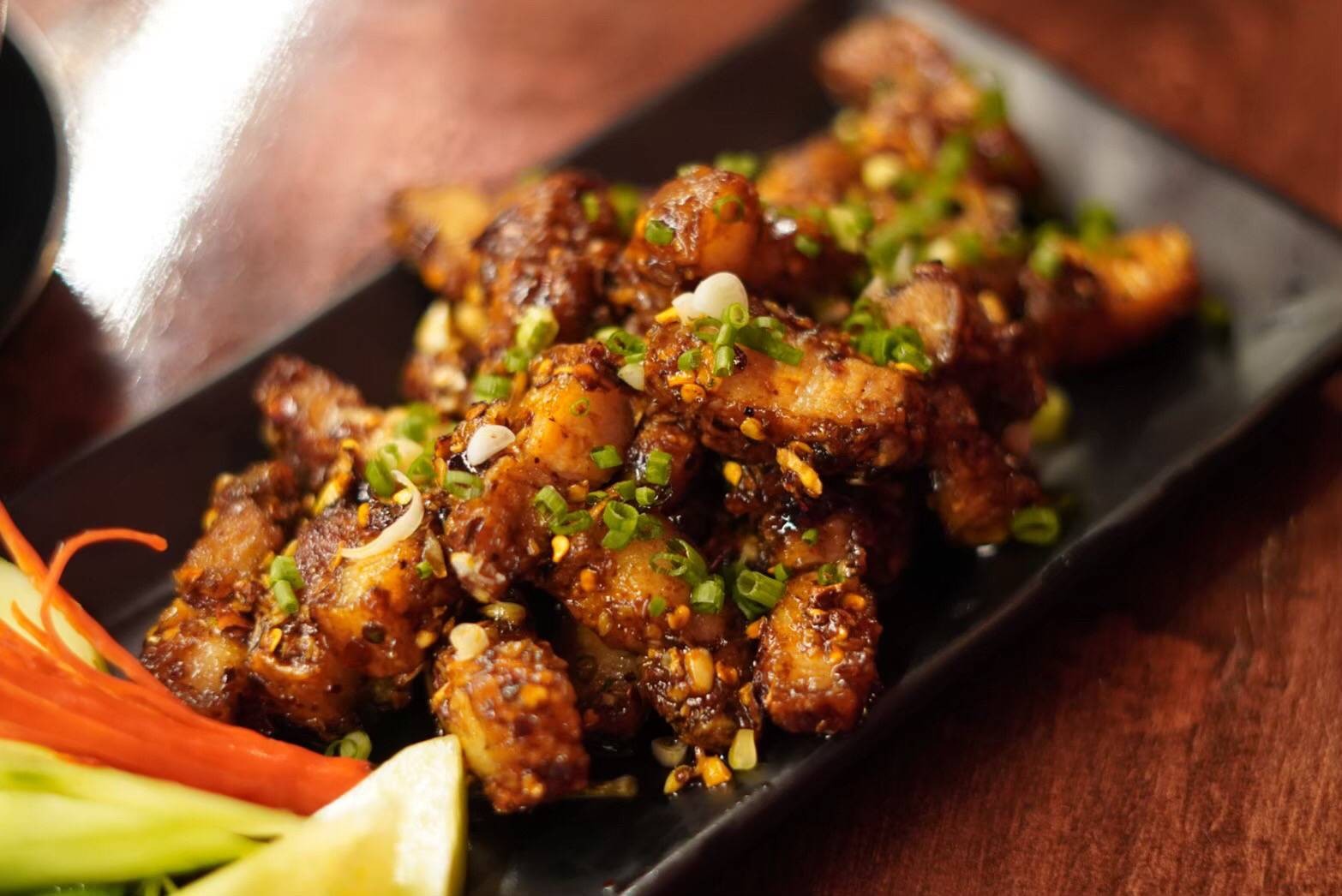 รีวิว เฮงบาร์ HENG BAR - แนะนำเต้าหู้หม่าล่า กับสามชั้นคั่วพริกเกลือออ ️