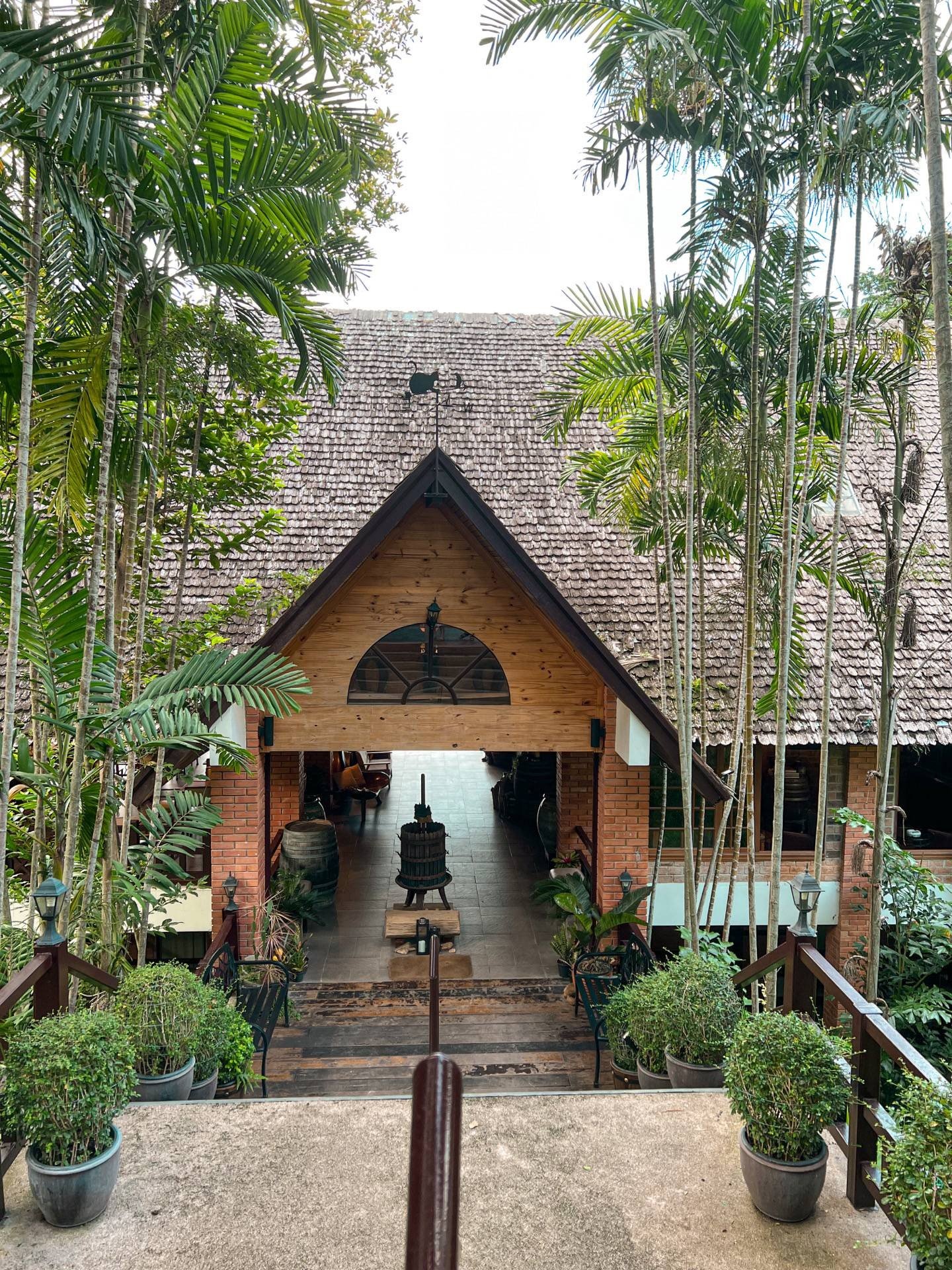 Issara Boutique Winery Hotel - รีวิวที่พัก