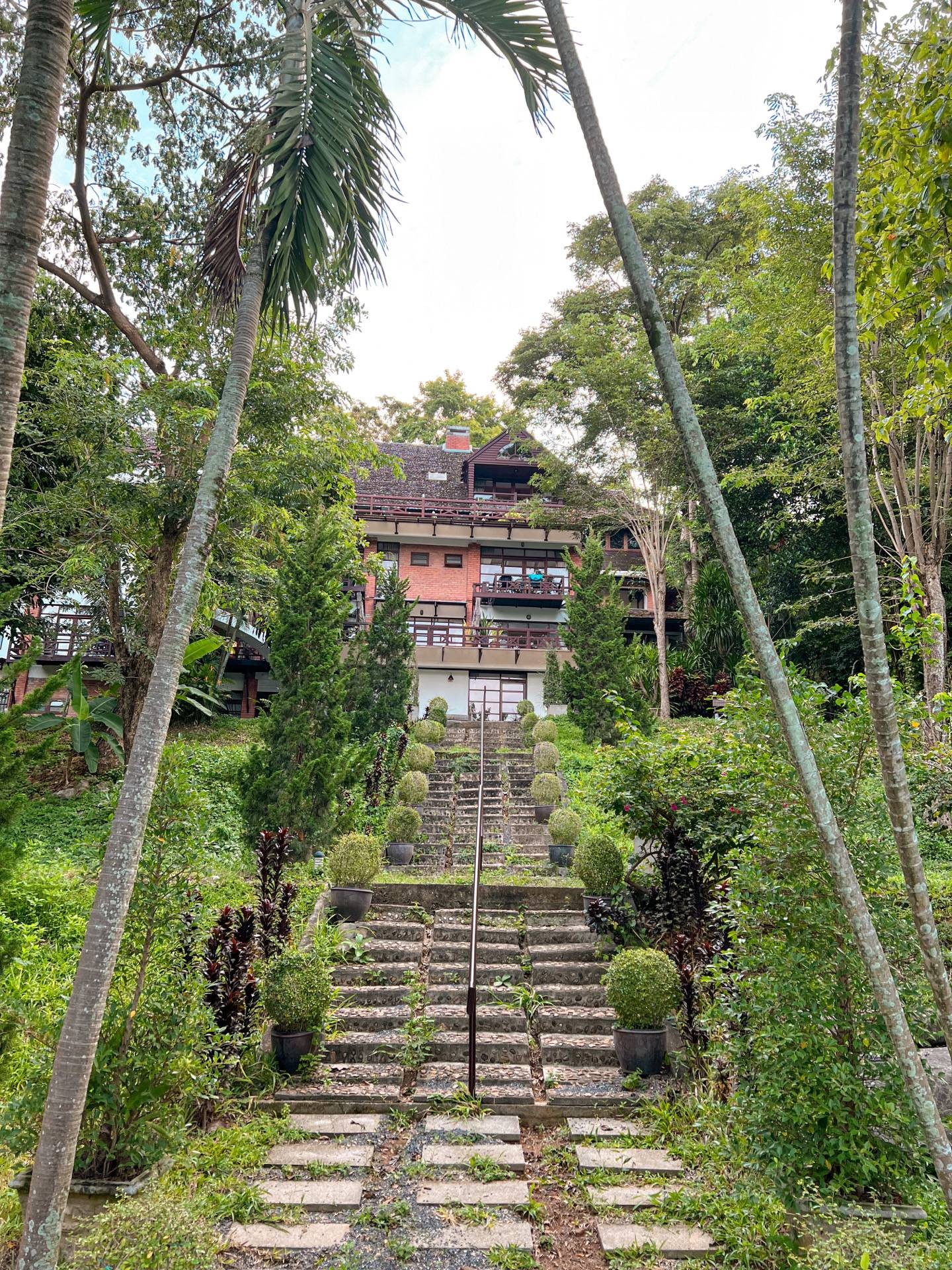 รูป Issara Boutique Winery Hotel - Wongnai