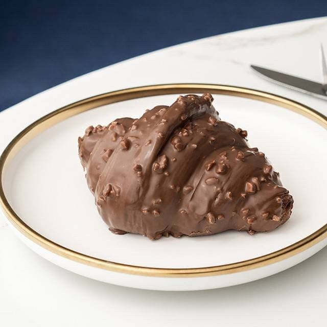 Rocher Croissant ร้าน SCENE BANGKOK Phrannok-Phutthamonthon - Wongnai