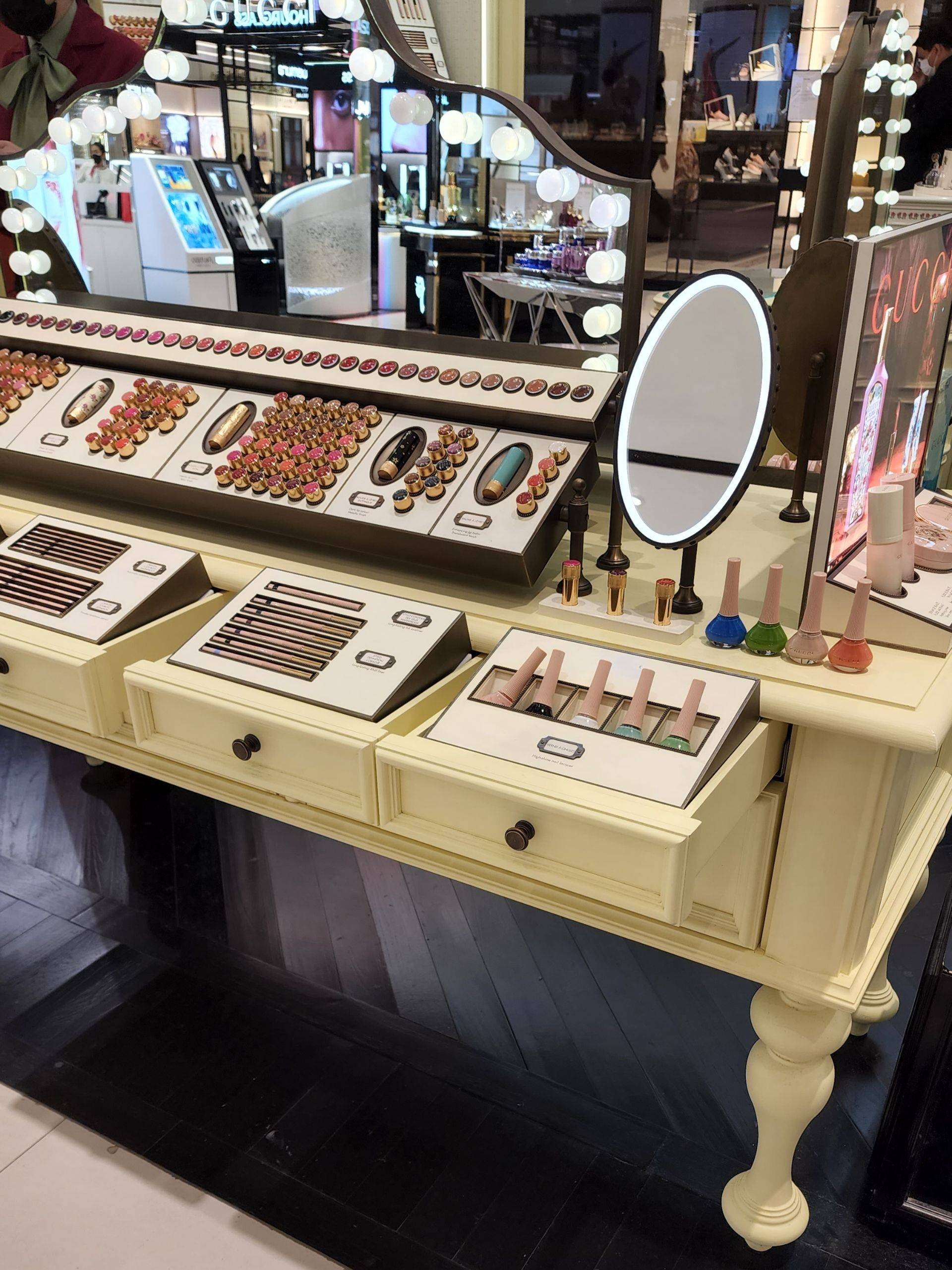 ร้าน Gucci Makeup สยามพารากอน