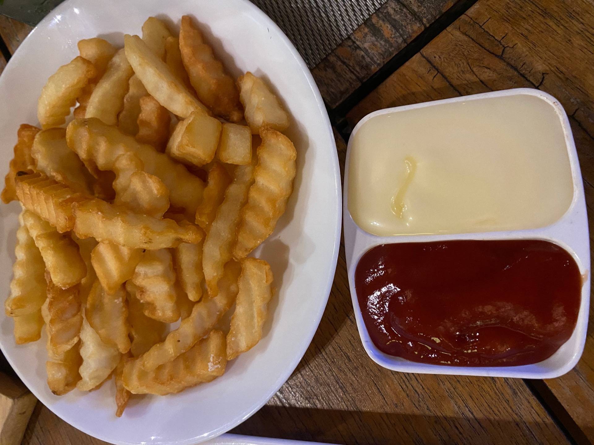 รูป Ta Ra Thea & BBB F เมืองระยอง