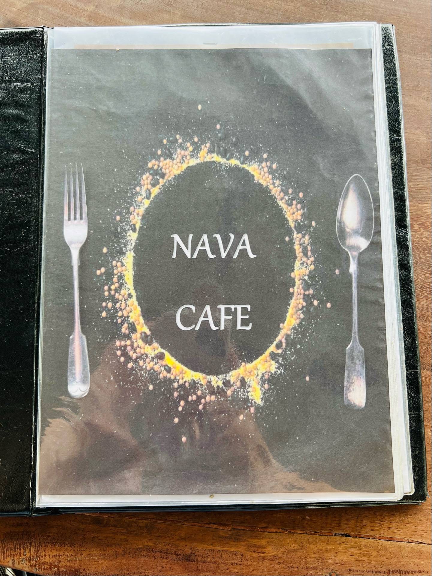รีวิว Nava Cafe บ้านแหลม บ้านแหลม - ร้านอาหารนาวาคาเฟ่