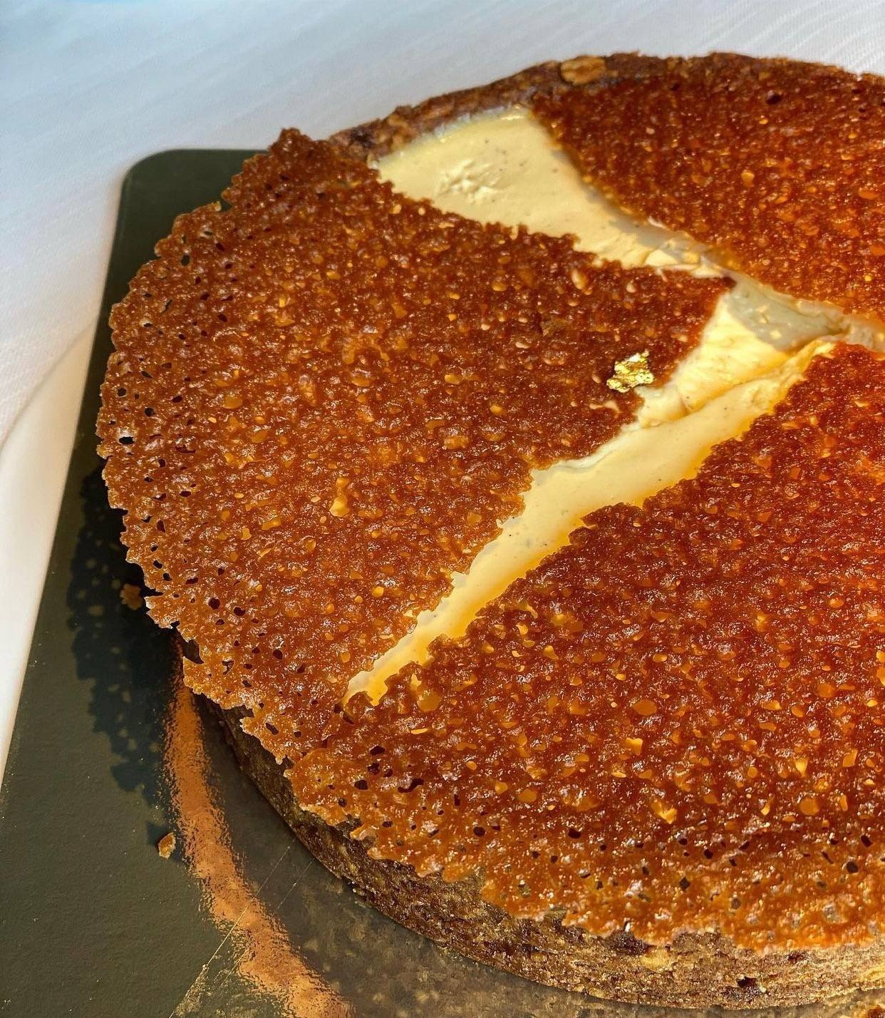 รีวิว HOLIDAY PASTRY Flagship Store - พายครีมบูเล จากร้านเด็ดแถวเจริญ ...