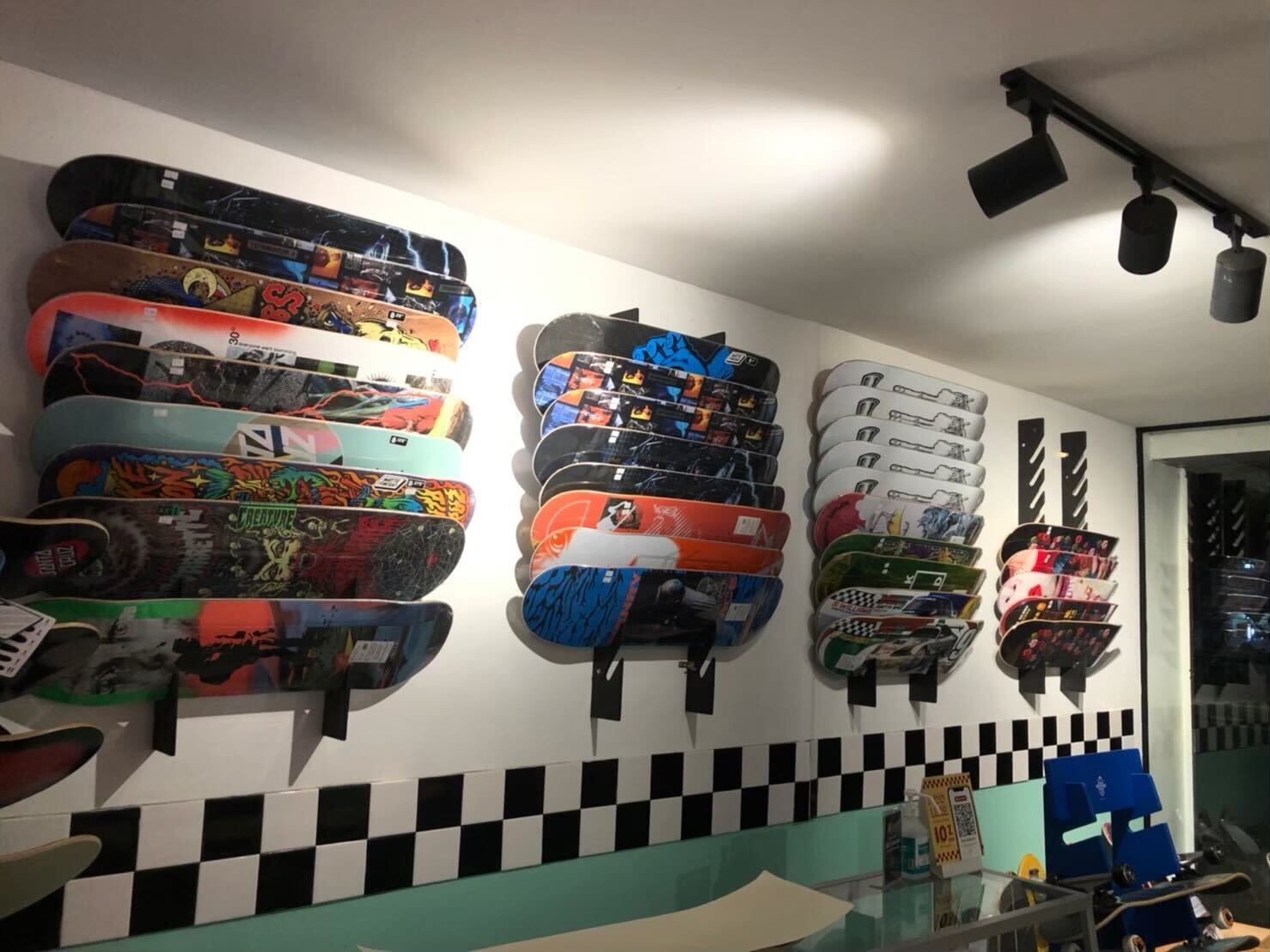 รูป SQUAD skate cafe'