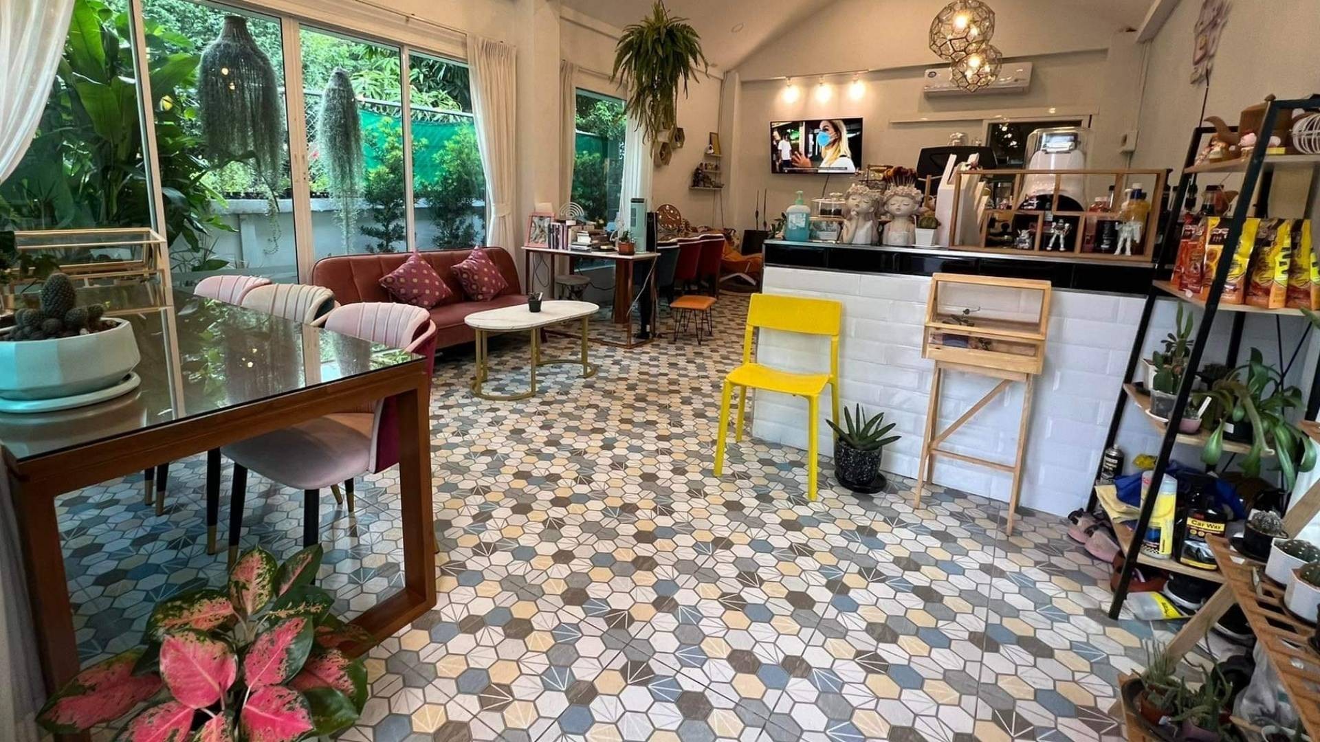 Homie Cafe - สั่งอาหารเดลิเวอรี | Wongnai x LINE MAN