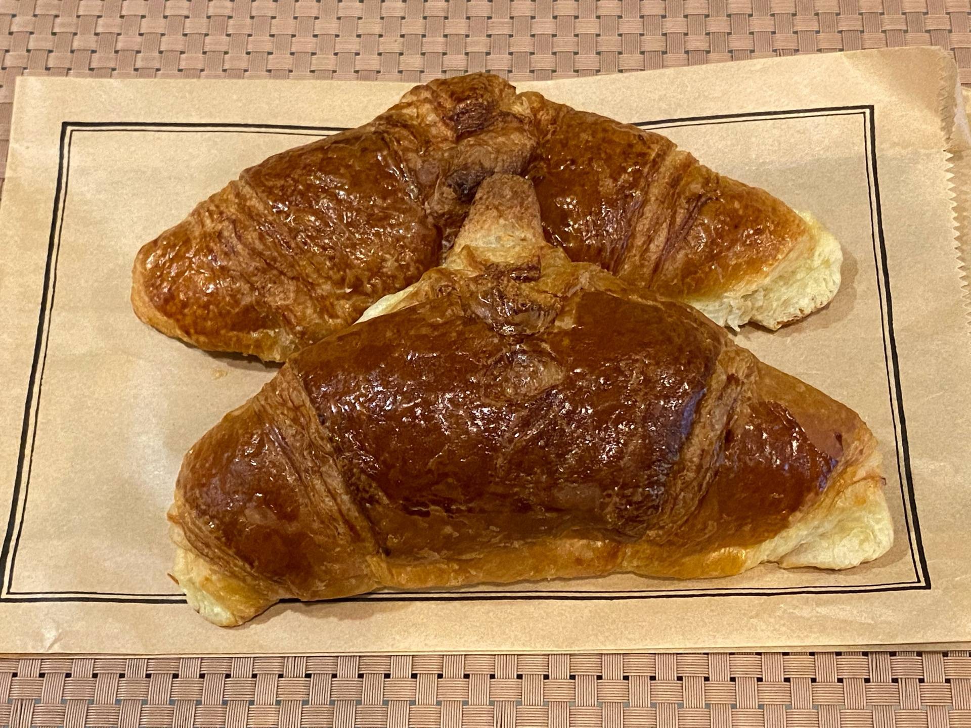 Croissant ร้าน PAUL CentralWorld ชั้น2 - Wongnai