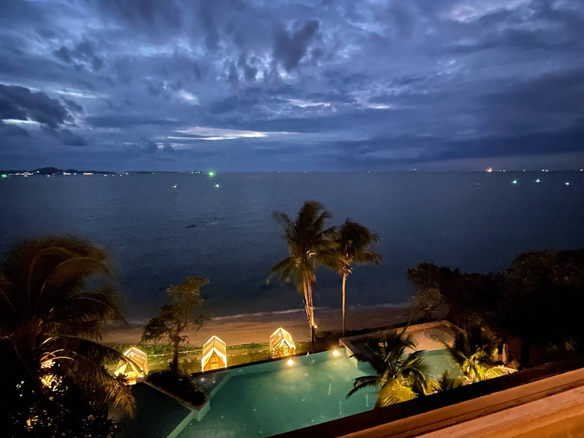 รูป Radius Restaurant at Cape Dara Resort - Wongnai